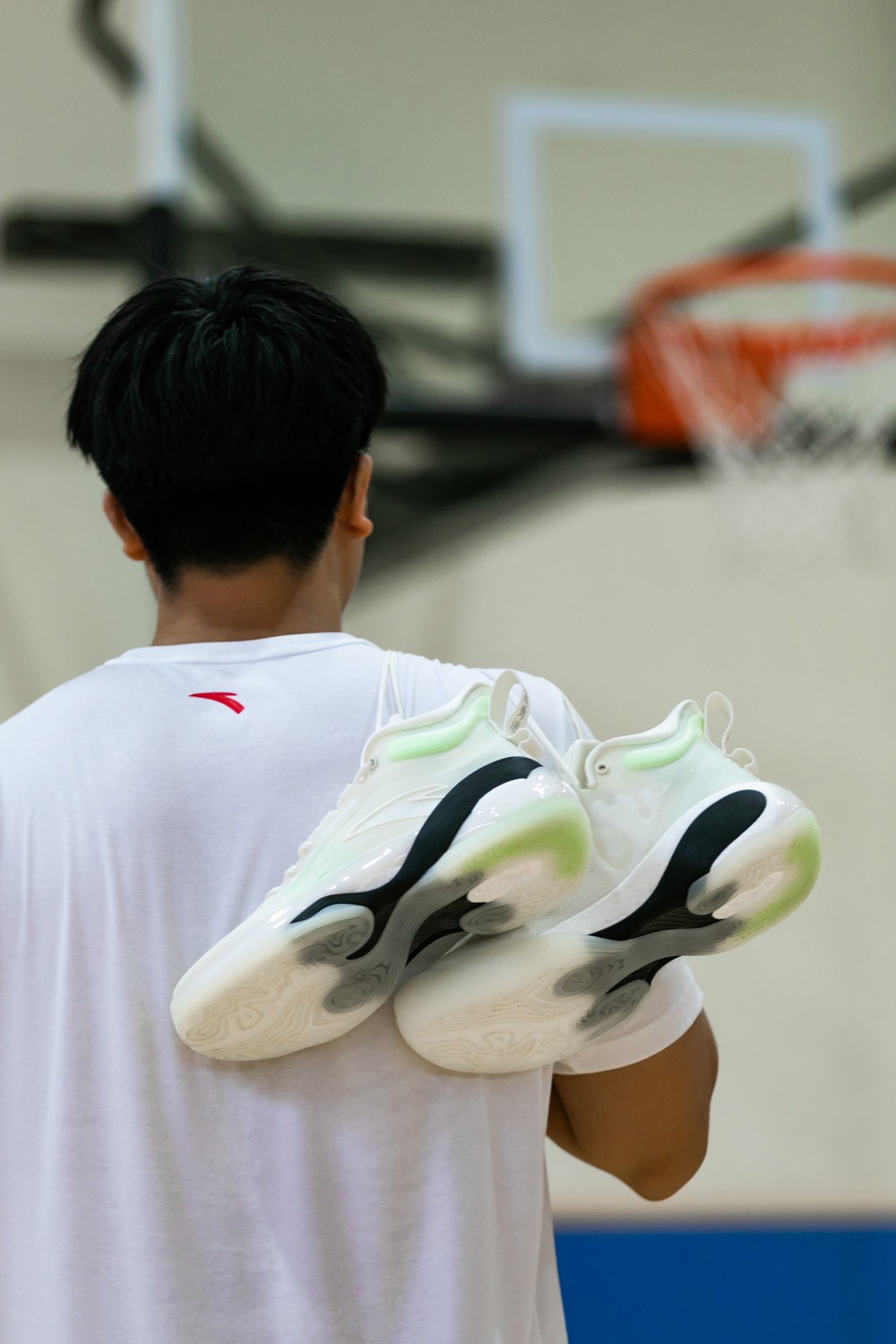 突发！安踏果然留了一手！这几年攒的大招都在这双鞋上了？！ 球鞋资讯 FLIGHTCLUB中文站|SNEAKER球鞋资讯第一站