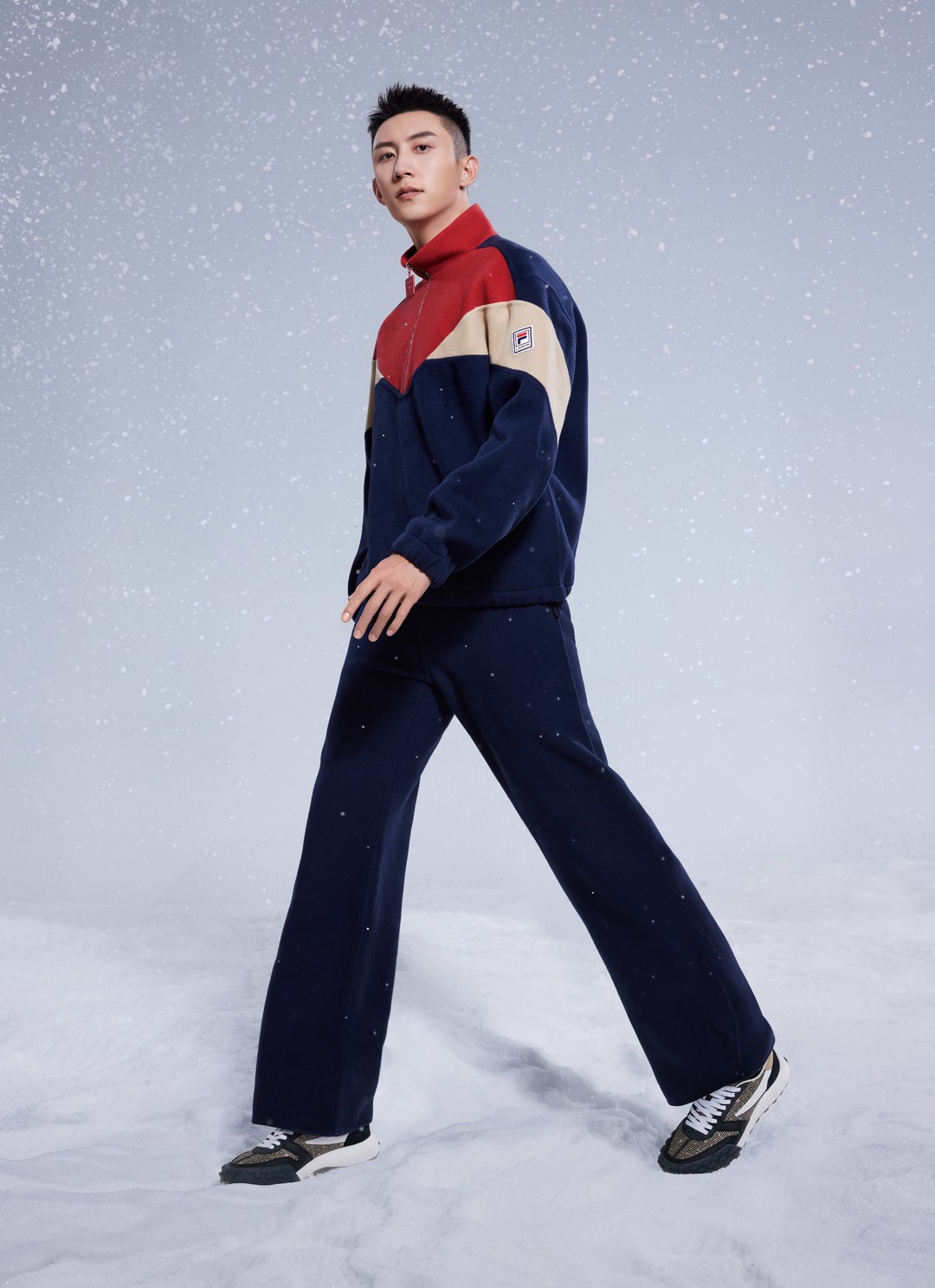 黄景瑜、张小斐上身带货！LANVIN x FILA 新联名时尚又奢华！ 球鞋资讯 FLIGHTCLUB中文站|SNEAKER球鞋资讯第一站