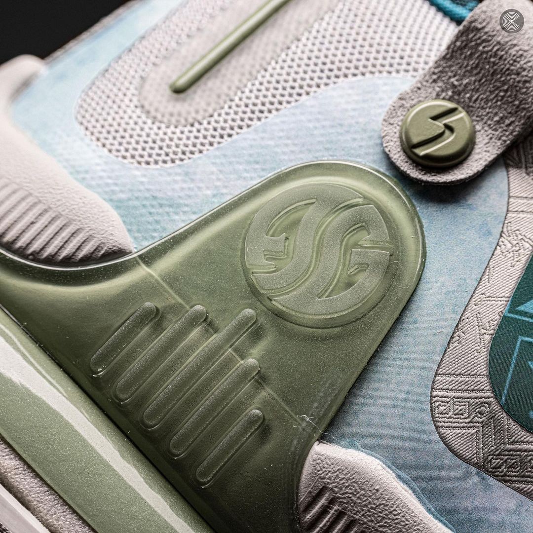 一口气两双！全新「中国风」AG1 Pro 最新实物曝光！太帅了！ 球鞋资讯 FLIGHTCLUB中文站|SNEAKER球鞋资讯第一站