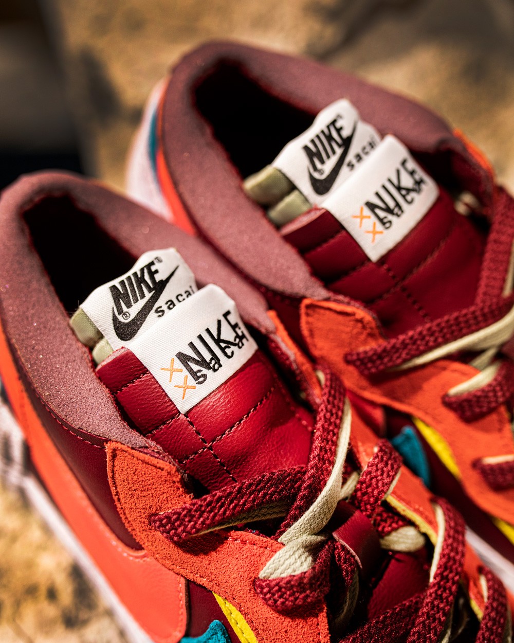 等了 13 年！KAWS x Nike 终于出新鞋了！小编提前开箱上脚！ - FLIGHTCLUB中文站|SNEAKER球鞋资讯第一站