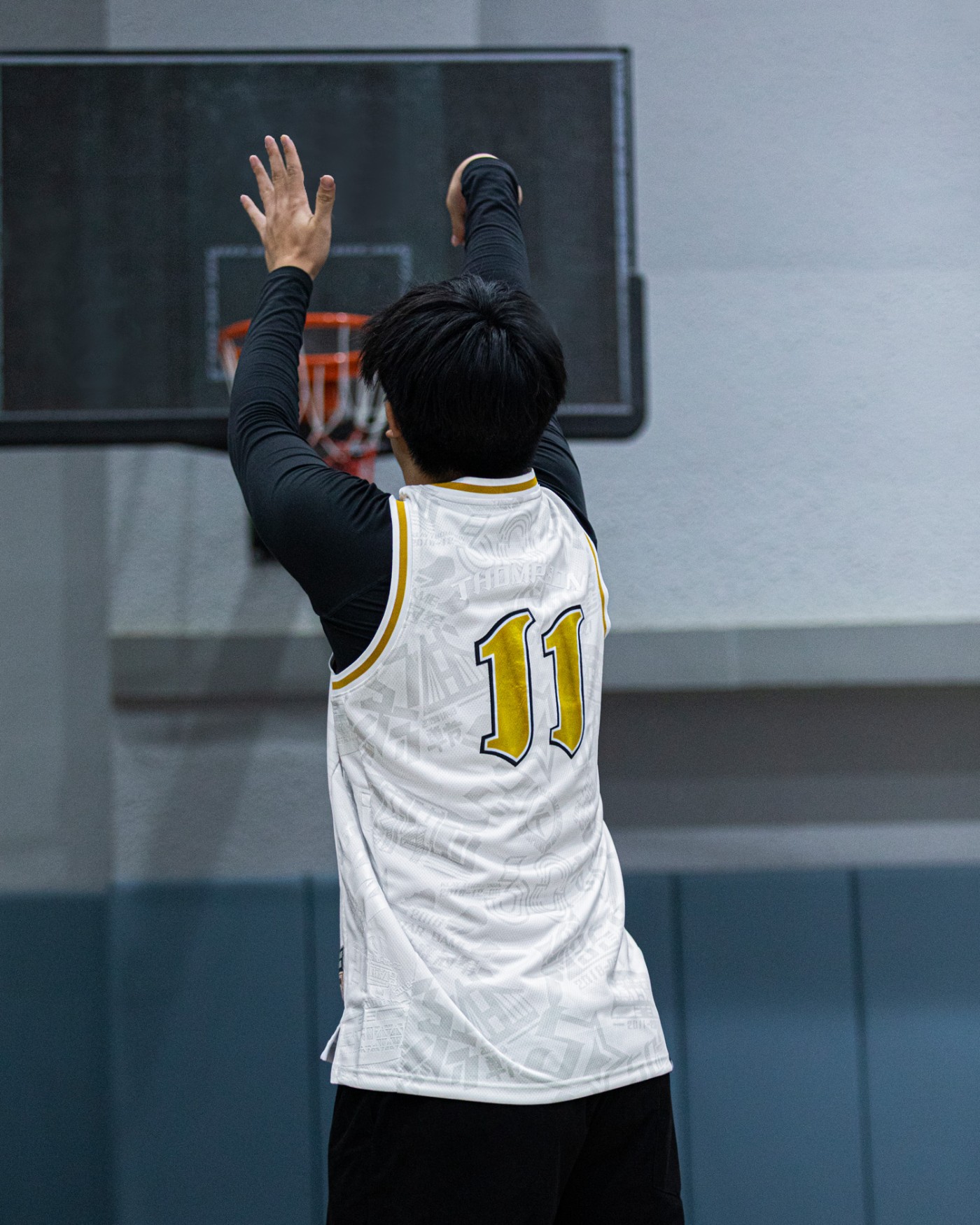 限定 743 双！没想到年底还有这么个「隐藏套装」！光看赠品就得抢破头！ 球鞋资讯 FLIGHTCLUB中文站|SNEAKER球鞋资讯第一站