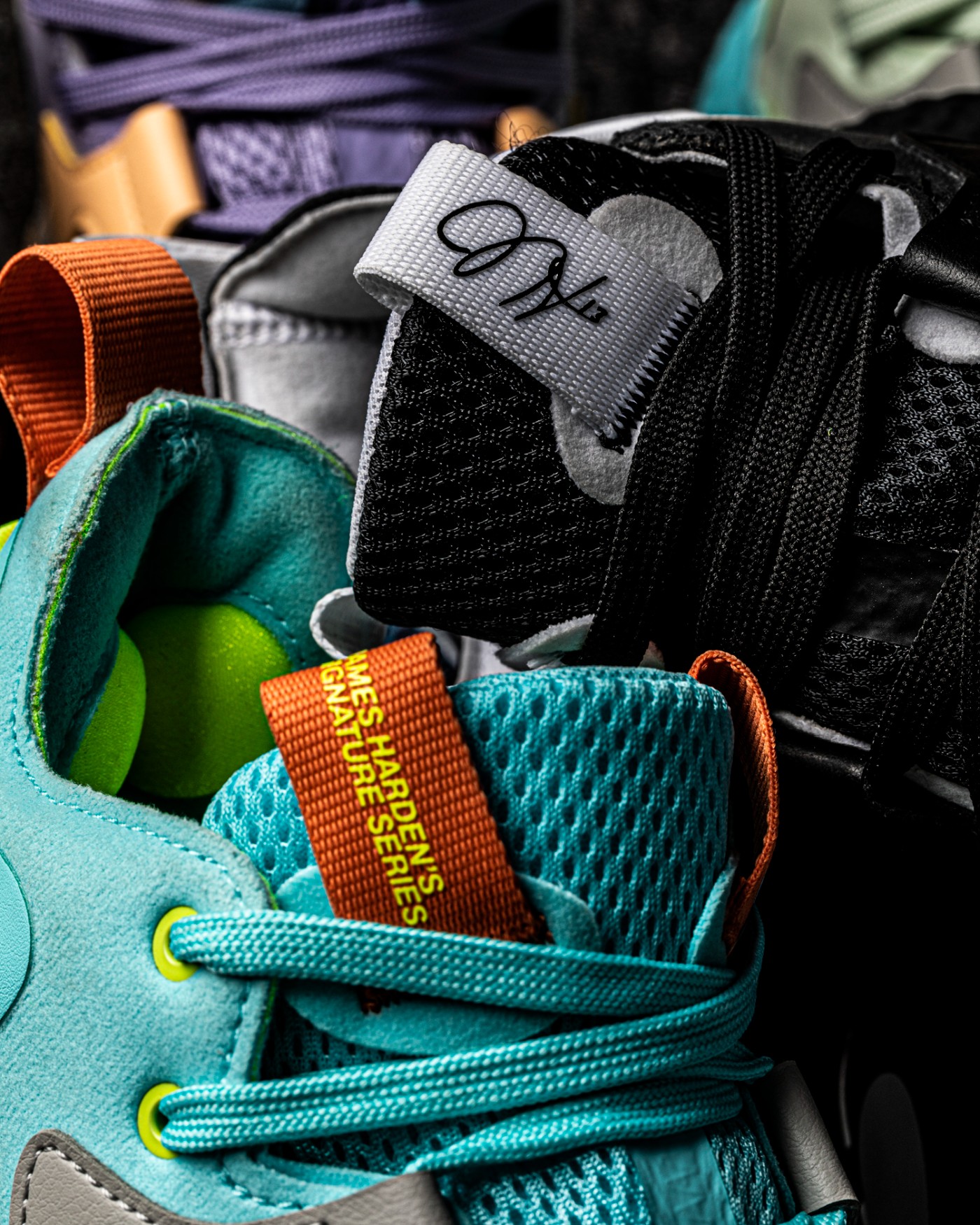 全掌 Boost 回归！全新哈登 6 代开箱！曾经的实战神鞋要回来了？！ 球鞋资讯 FLIGHTCLUB中文站|SNEAKER球鞋资讯第一站