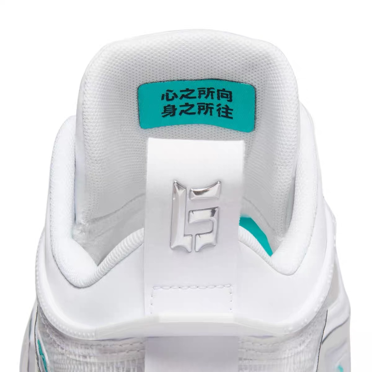 「银角大王」太帅了吧！低帮郭艾伦 AJ36 PE 终于来了！ 球鞋资讯 FLIGHTCLUB中文站|SNEAKER球鞋资讯第一站