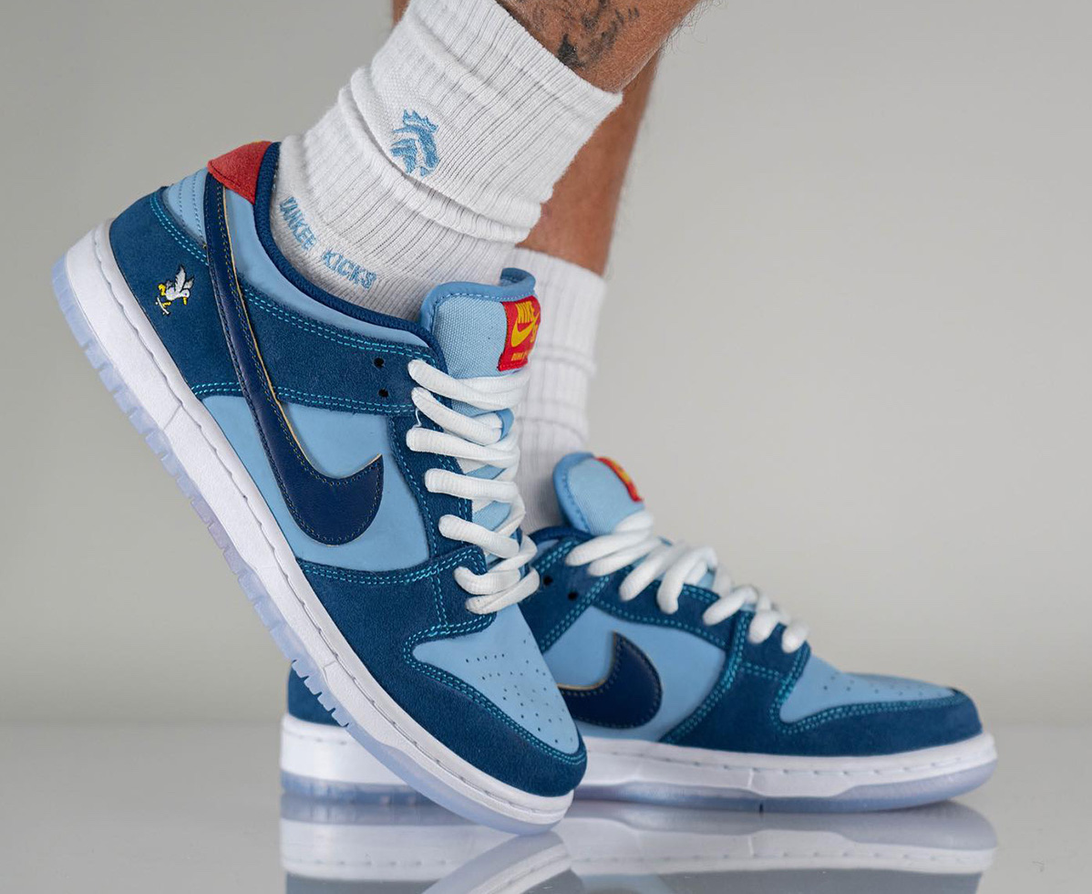 又是一双精品 Dunk SB！联名细节超丰富还有刮刮乐！ 球鞋资讯 FLIGHTCLUB中文站|SNEAKER球鞋资讯第一站