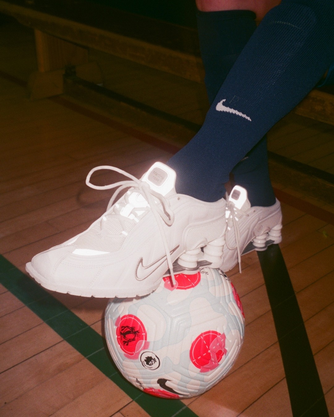 这些鞋给我惊呆了！Nike、Yeezy「最怪球鞋」！市价四五千不买也得看看！ 球鞋资讯 FLIGHTCLUB中文站|SNEAKER球鞋资讯第一站