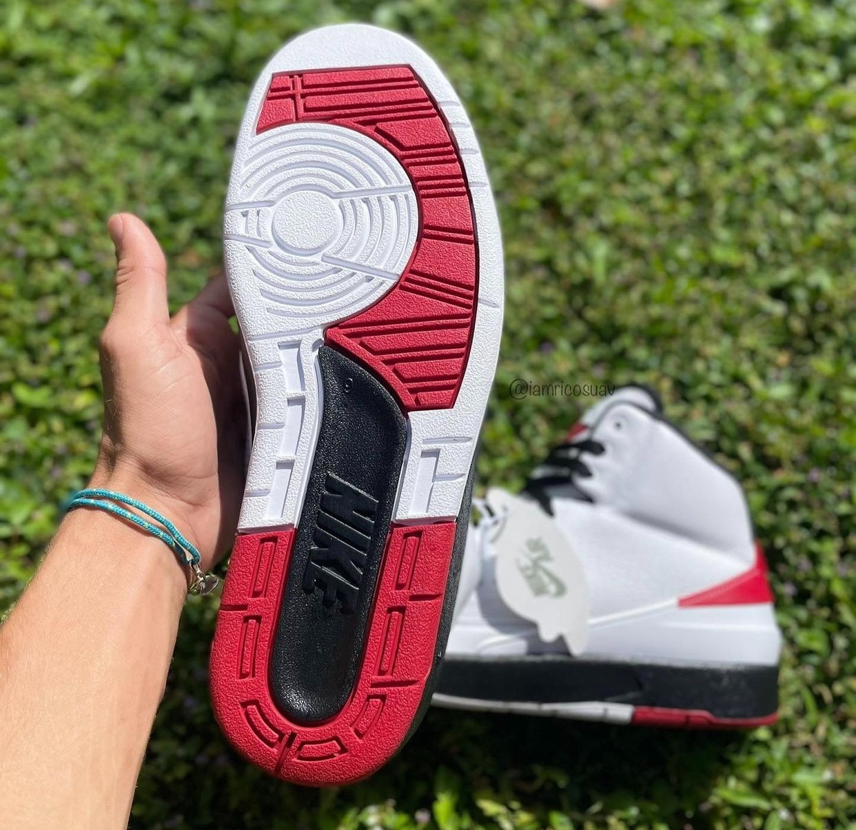 元年造型完美复刻！今年的芝加哥 AJ2 最新实物图来了！ 球鞋资讯 FLIGHTCLUB中文站|SNEAKER球鞋资讯第一站