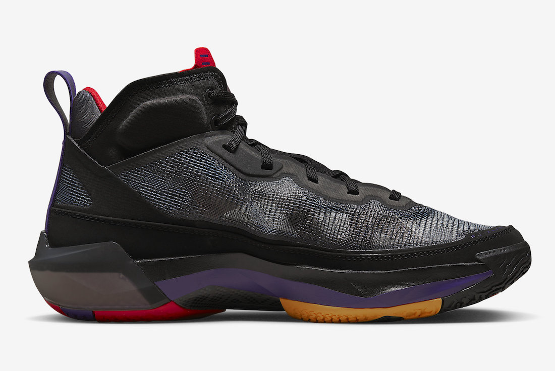 超帅的黑装战靴！Air Jordan 37 猛龙配色即将发售！ 球鞋资讯 FLIGHTCLUB中文站|SNEAKER球鞋资讯第一站