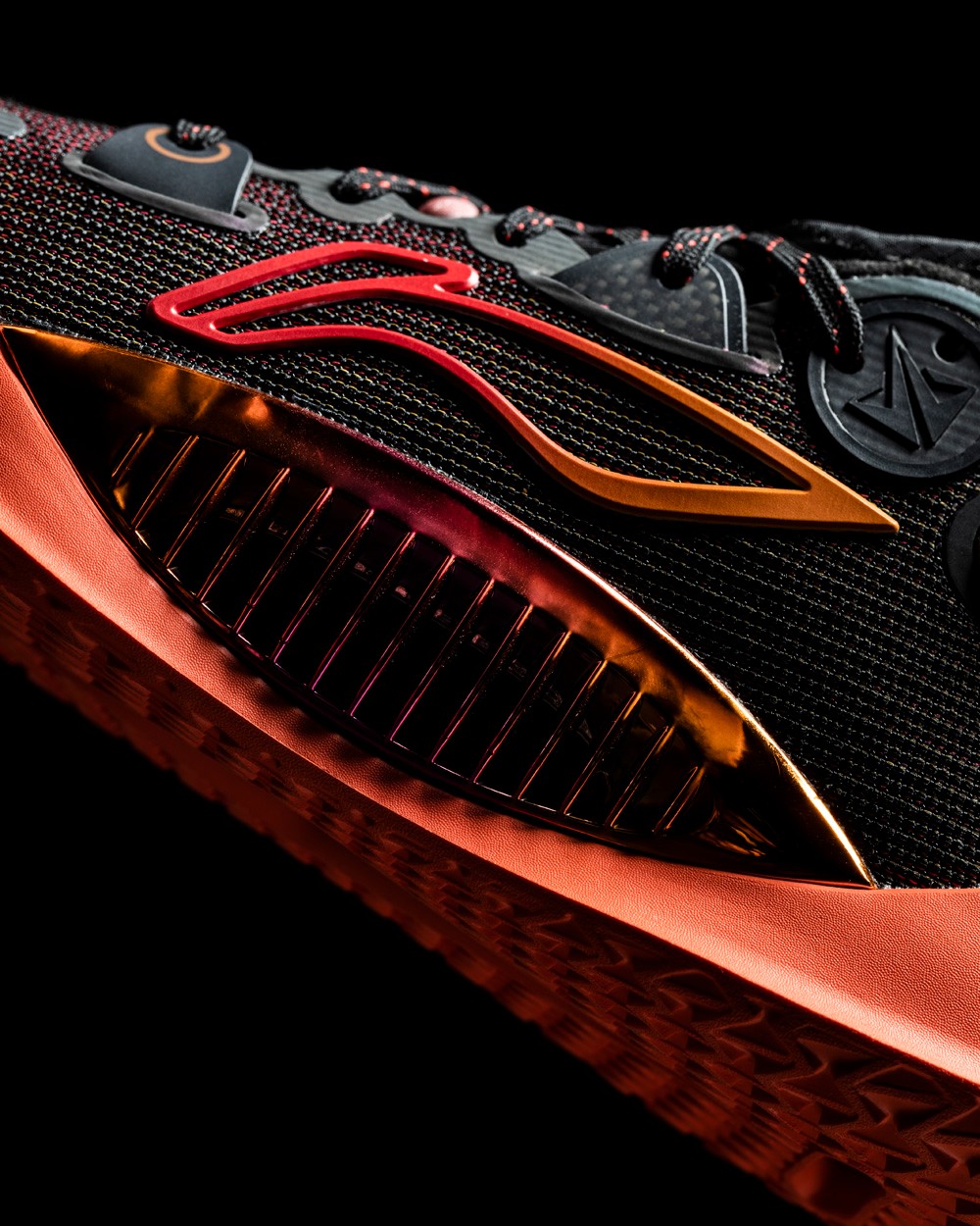 盼了大半年的签名鞋！JB1 首发配色抢先开箱！ 球鞋资讯 FLIGHTCLUB中文站|SNEAKER球鞋资讯第一站