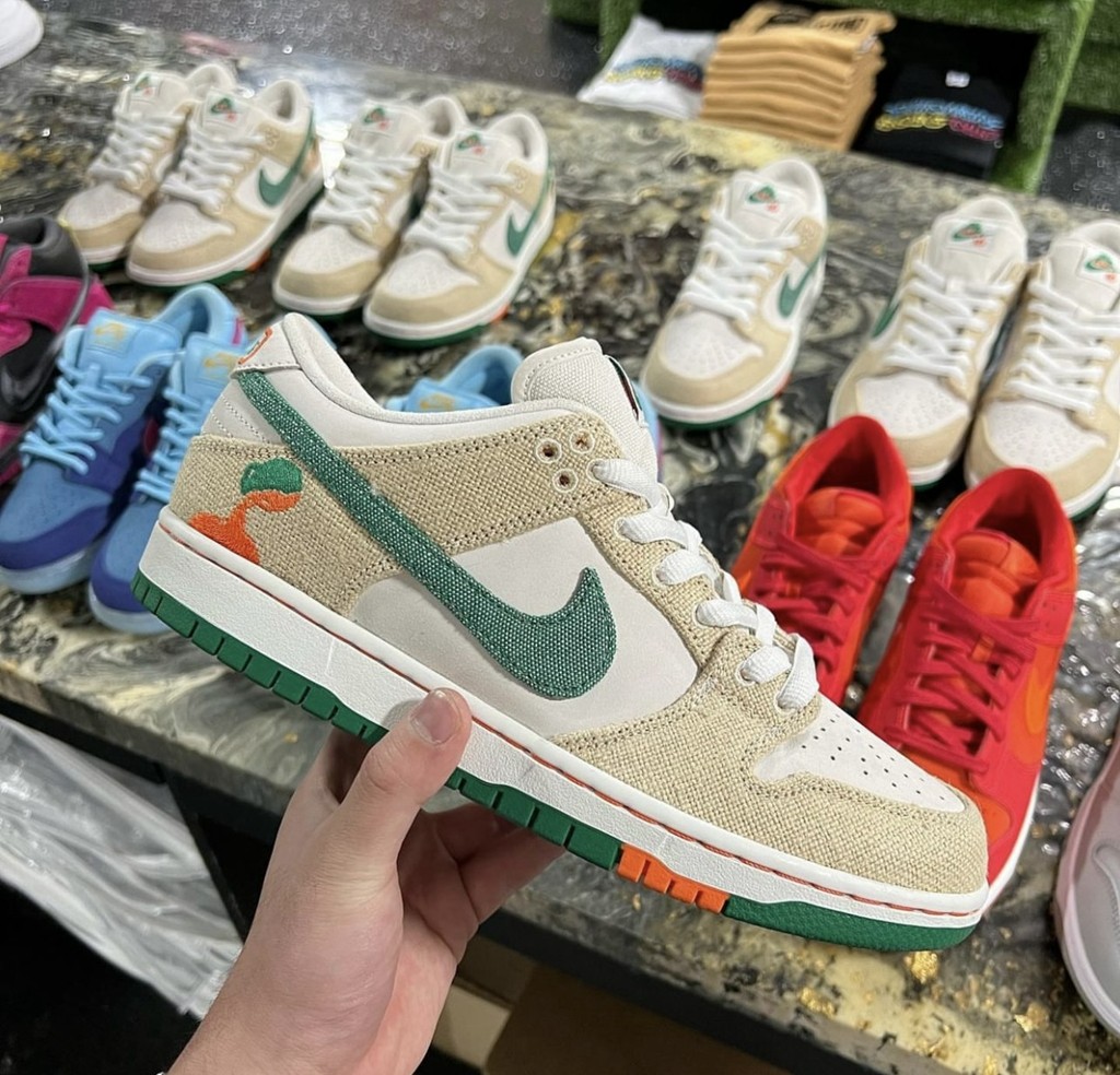 Dunk SB「稀有联名」新配色曝光！颜值这块拿捏了！ 球鞋资讯 FLIGHTCLUB中文站|SNEAKER球鞋资讯第一站