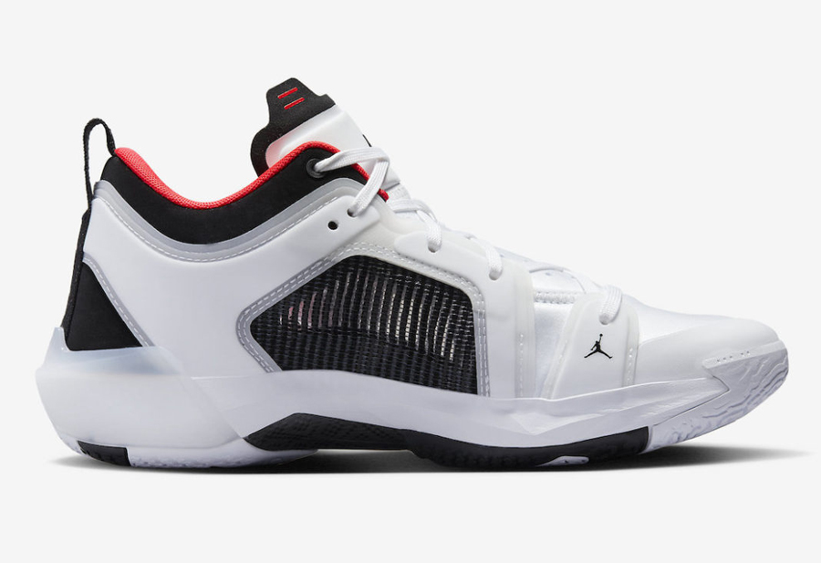 都在等的 AJ37 Low 官图曝光！两处改良，太香了！ 球鞋资讯 FLIGHTCLUB中文站|SNEAKER球鞋资讯第一站