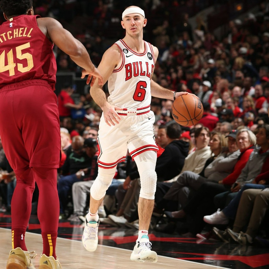 酸了！全球第一个收到莫兰特 Nike Ja1 的人是... 球鞋资讯 FLIGHTCLUB中文站|SNEAKER球鞋资讯第一站