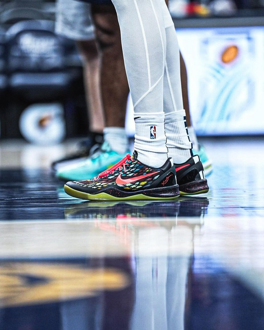 酸了！全球第一个收到莫兰特 Nike Ja1 的人是... 球鞋资讯 FLIGHTCLUB中文站|SNEAKER球鞋资讯第一站