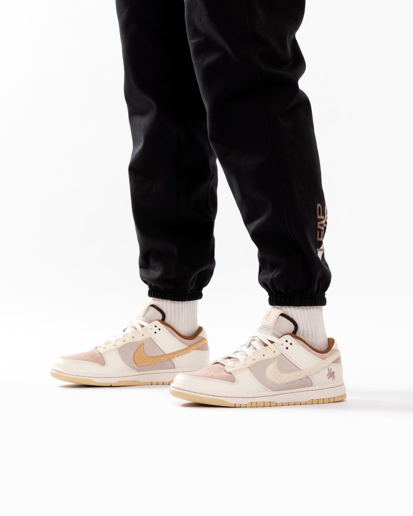 穿 Dunk 不想撞鞋？你还有这些选择！最狠的一双堪比倒钩 AJ1！ 球鞋资讯 FLIGHTCLUB中文站|SNEAKER球鞋资讯第一站