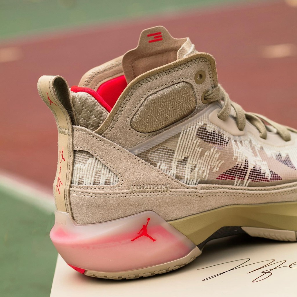 新配色 AJ37 国区上架！SNKRS 明早发售！ 球鞋资讯 FLIGHTCLUB中文站|SNEAKER球鞋资讯第一站