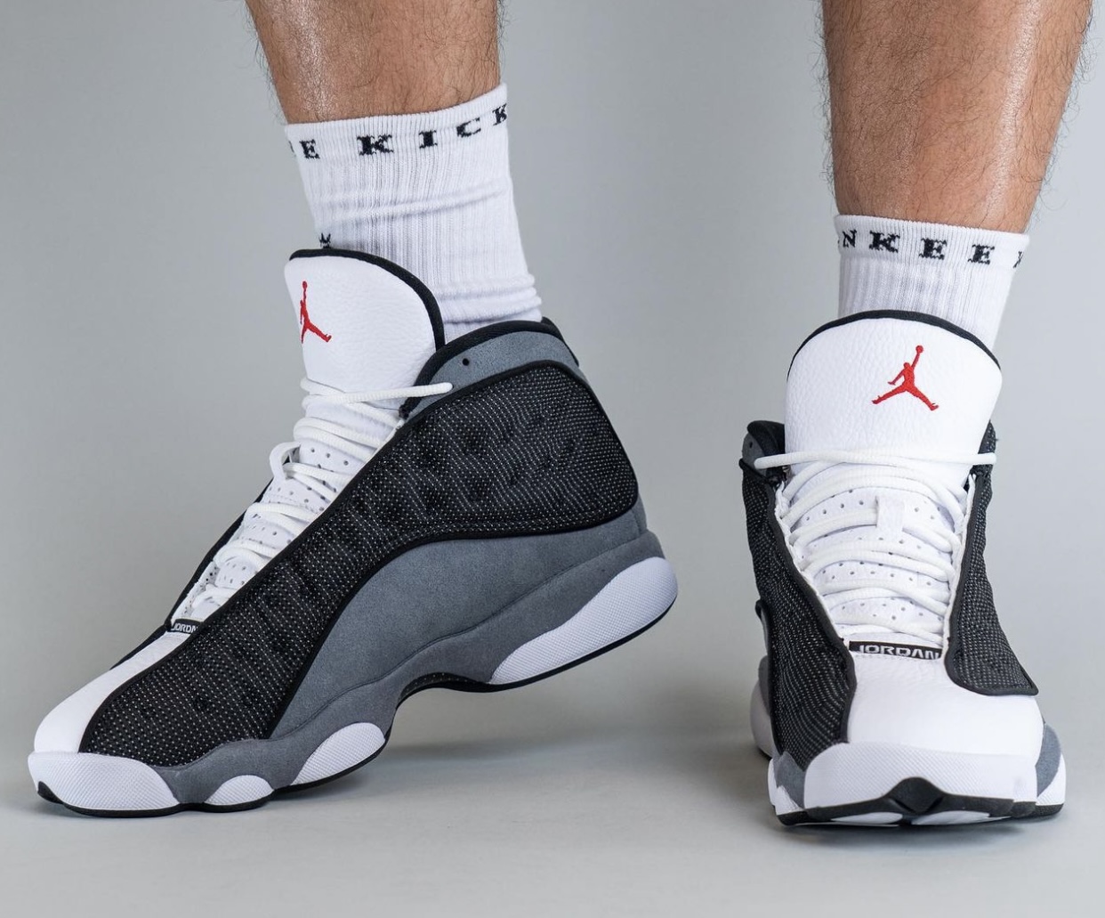 造型超低调！全新「黑灰」AJ13 发售日期确定！ 球鞋资讯 FLIGHTCLUB中文站|SNEAKER球鞋资讯第一站