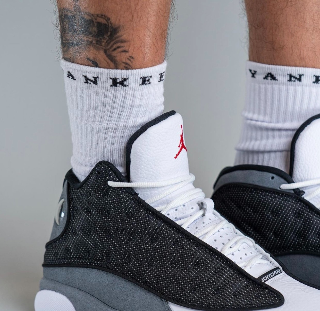 造型超低调！全新「黑灰」AJ13 发售日期确定！ 球鞋资讯 FLIGHTCLUB中文站|SNEAKER球鞋资讯第一站