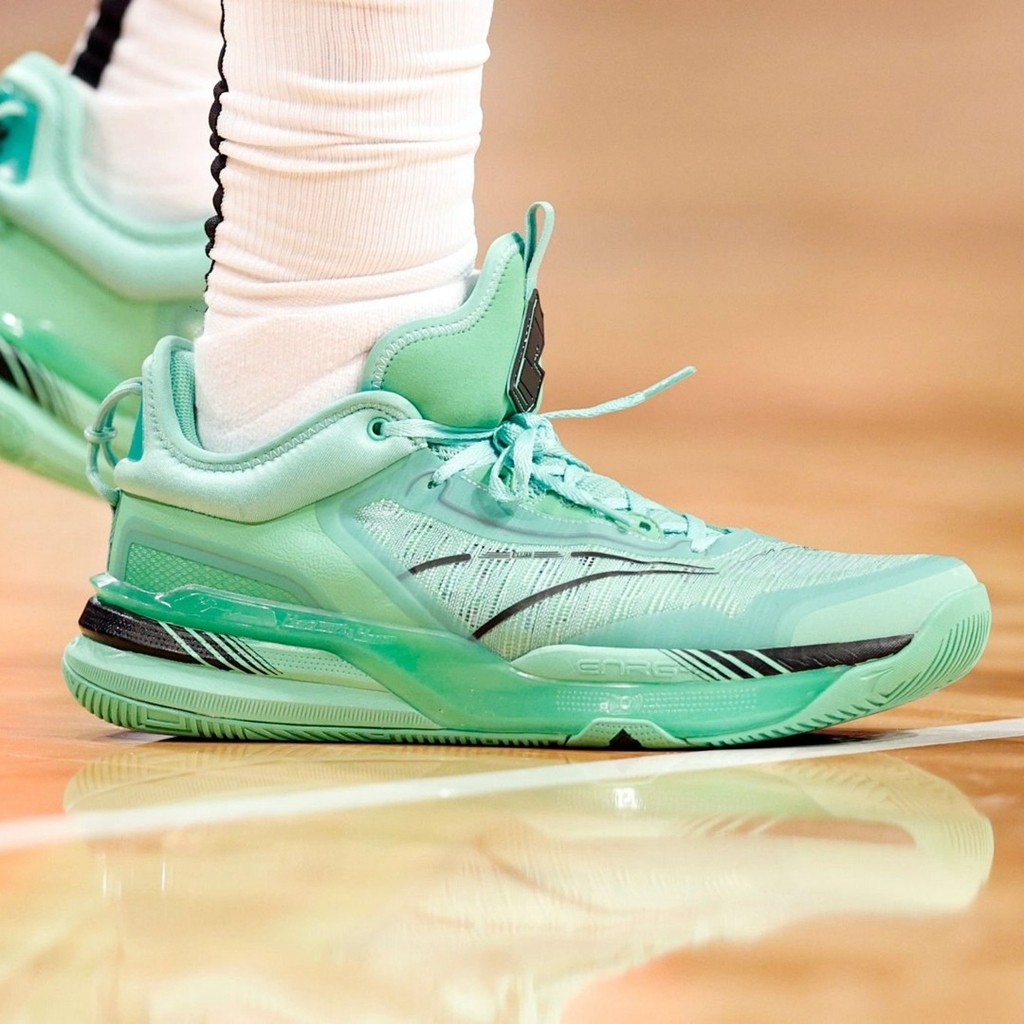 NBA 上脚合集！「二次元」KT8 亮相！网友：求市售！ 球鞋资讯 FLIGHTCLUB中文站|SNEAKER球鞋资讯第一站