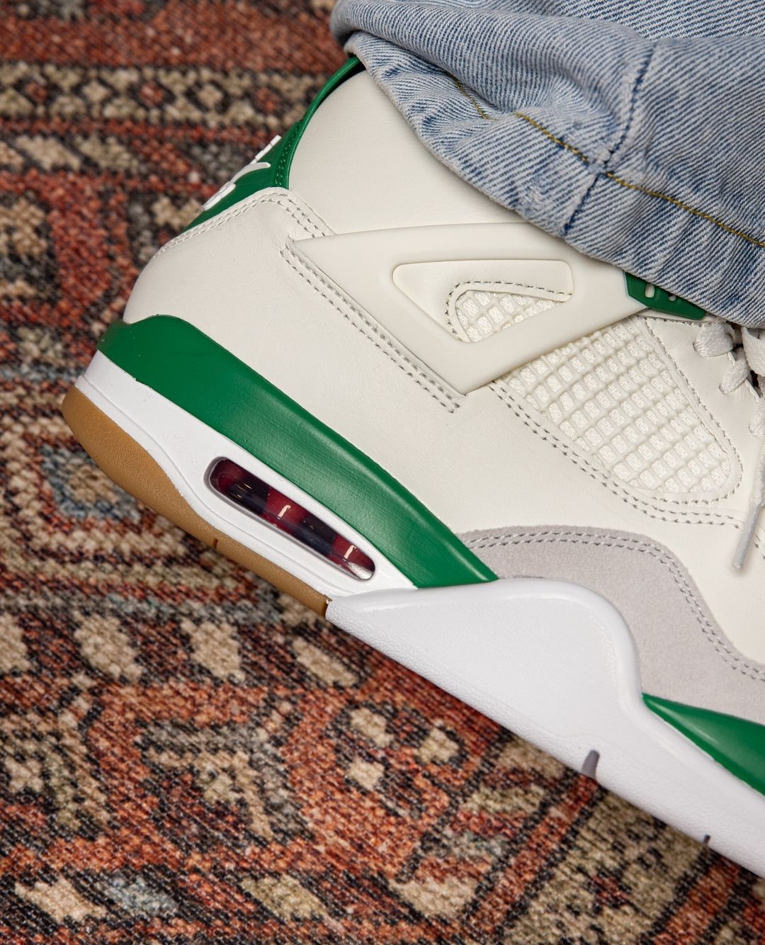 Nike SB x AJ4 今早发售！你中签了吗？ 球鞋资讯 FLIGHTCLUB中文站|SNEAKER球鞋资讯第一站