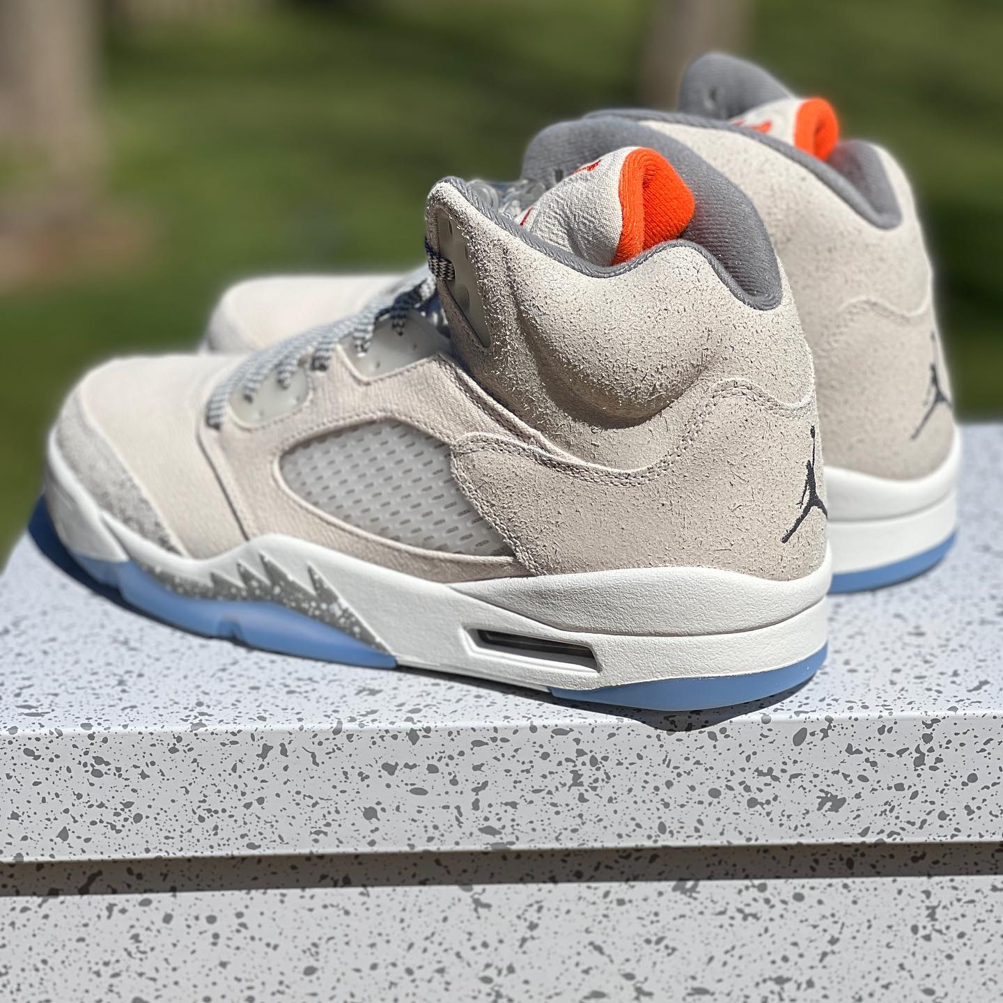 发售日期确定！「超高规格」AJ5 新实物曝光！ 球鞋资讯 FLIGHTCLUB中文站|SNEAKER球鞋资讯第一站