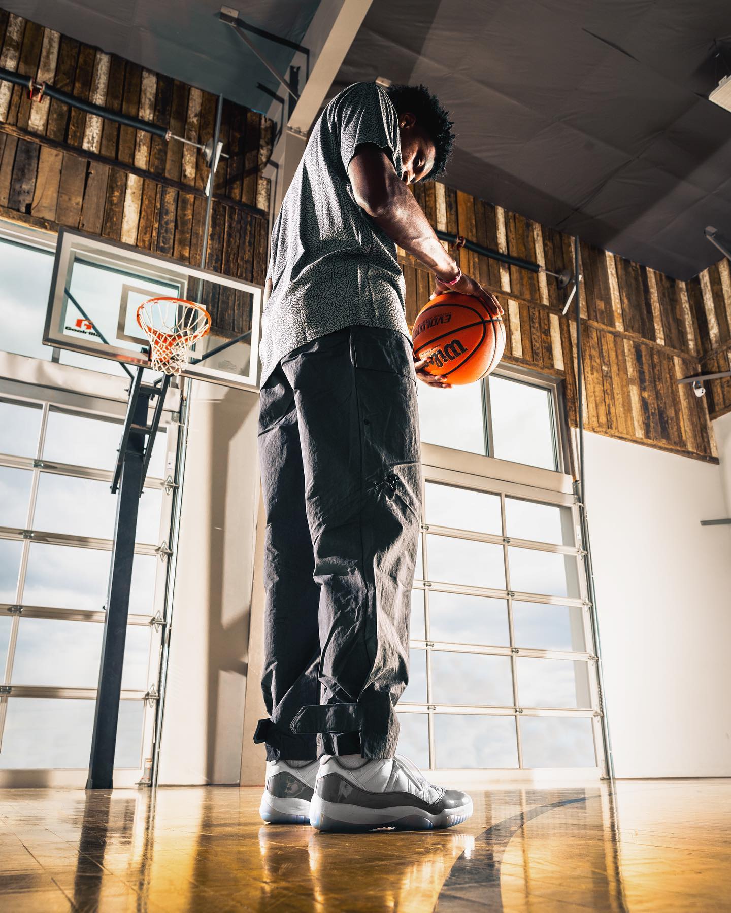 发售倒计时！今年第一双 AJ11 即将开抢！ 球鞋资讯 FLIGHTCLUB中文站|SNEAKER球鞋资讯第一站