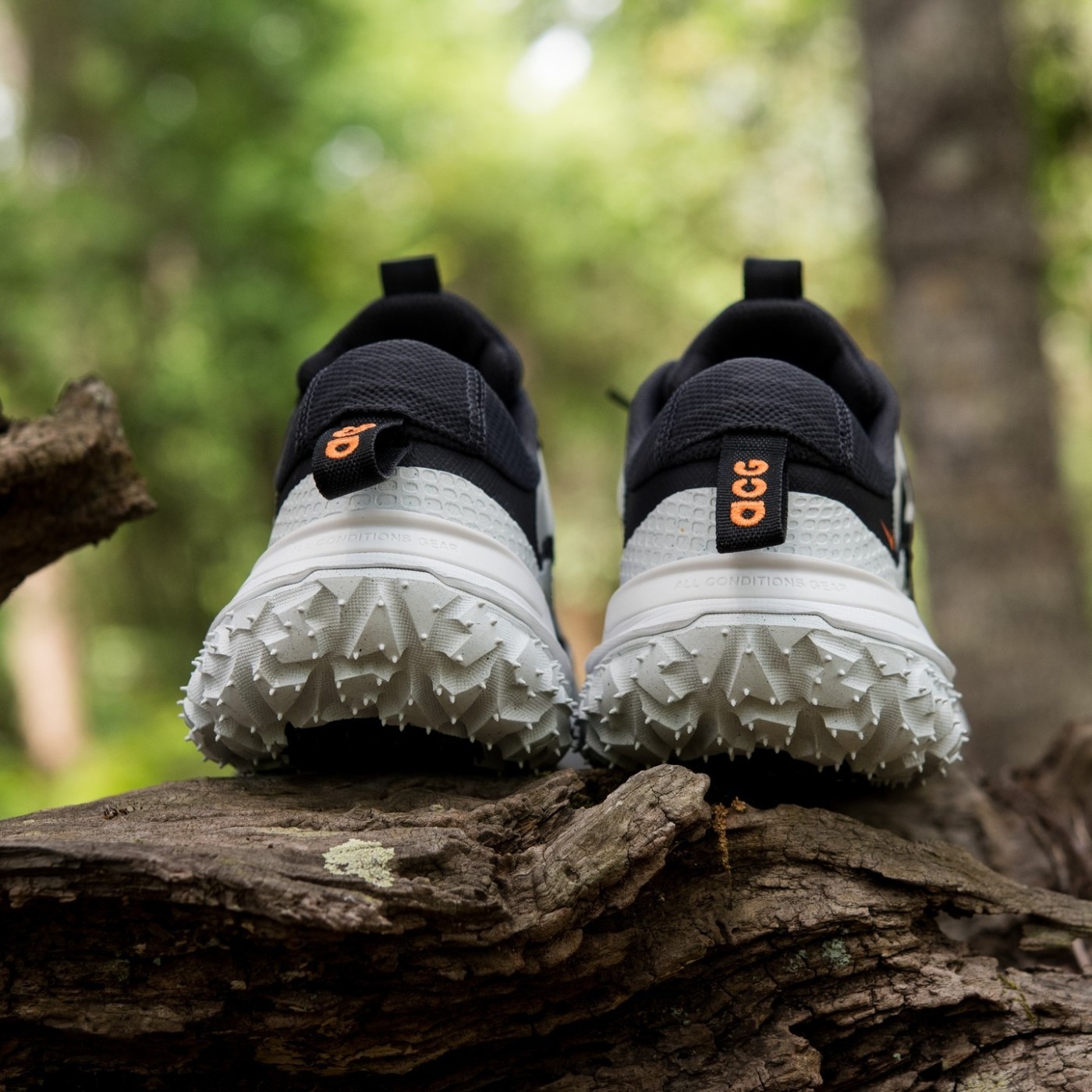 「机能风」帅气造型！全新 ACG Mountain Fly 2 马上登场！ 球鞋资讯 FLIGHTCLUB中文站|SNEAKER球鞋资讯第一站