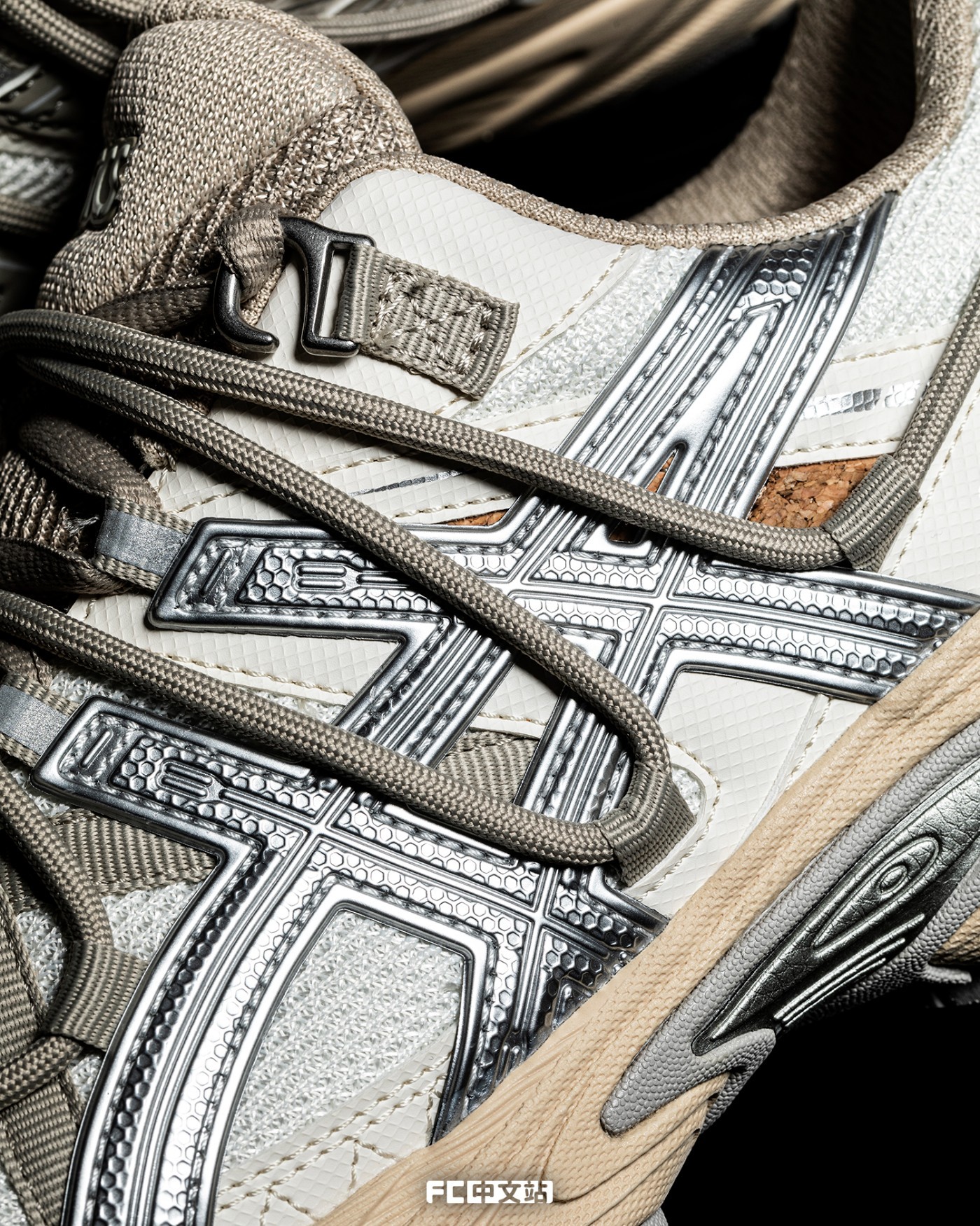 AJ、Yeezy 之后！今年这些鞋「彻底火了」！谁能告诉我为什么？？？ 球鞋资讯 FLIGHTCLUB中文站|SNEAKER球鞋资讯第一站