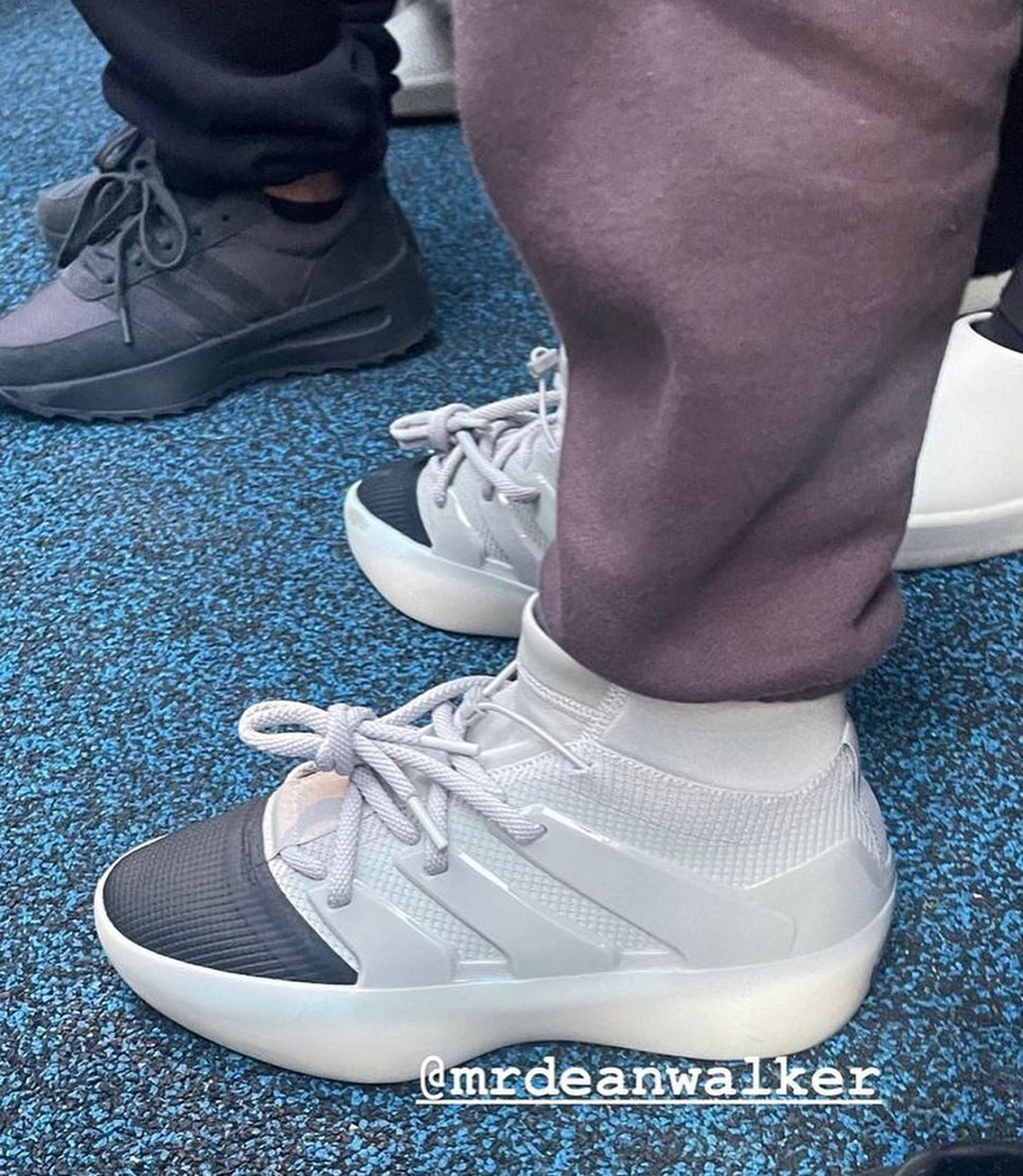 「FOG x 阿迪」上线官网！新鞋多到挑花眼！ 球鞋资讯 FLIGHTCLUB中文站|SNEAKER球鞋资讯第一站