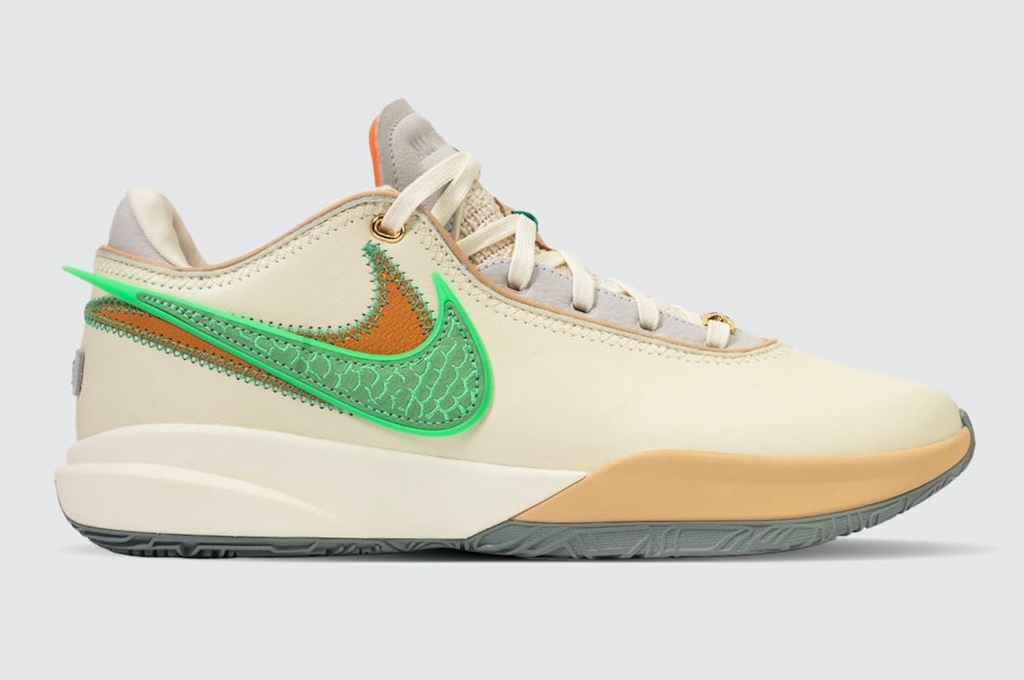 系列颜值巅峰？LBJ20 大学 PE 官图曝光！ 球鞋资讯 FLIGHTCLUB中文站|SNEAKER球鞋资讯第一站