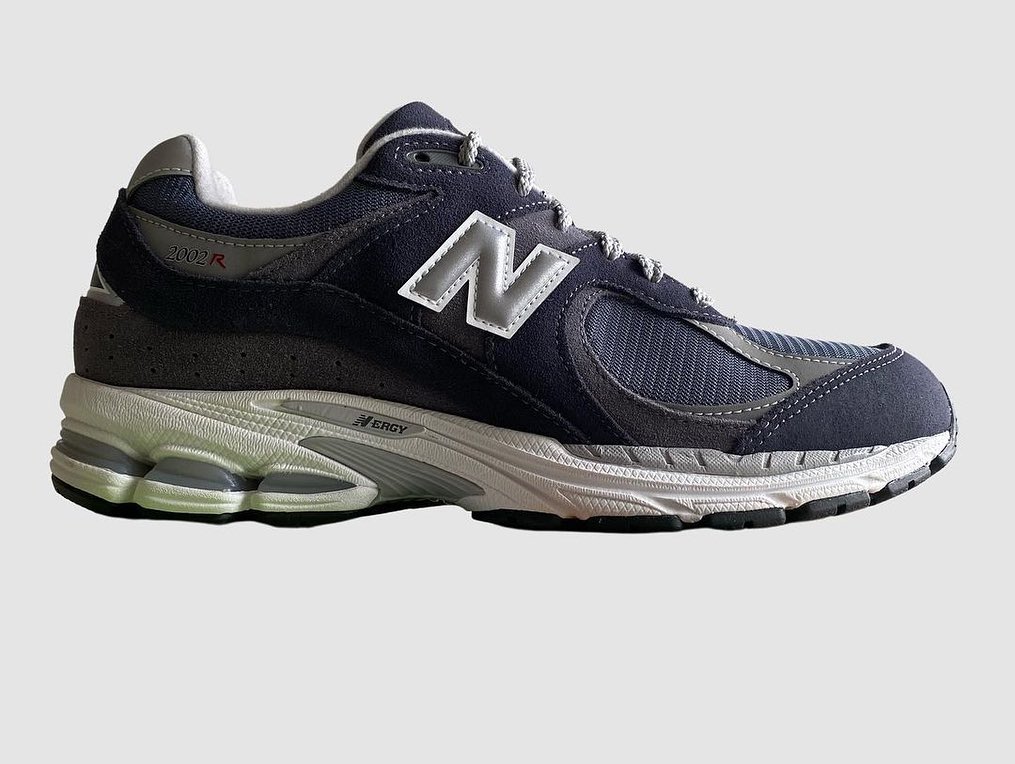 多双 NB 新配色曝光！都是这两年超火的鞋型！ 球鞋资讯 FLIGHTCLUB中文站|SNEAKER球鞋资讯第一站