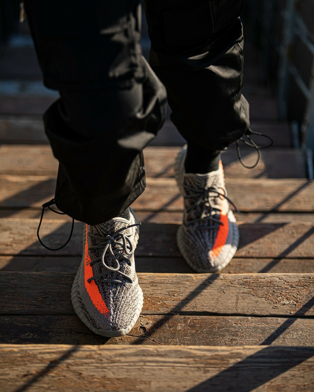 最多降五千！发售两天后，Yeezy 的市价都怎么样了？ 球鞋资讯 FLIGHTCLUB中文站|SNEAKER球鞋资讯第一站