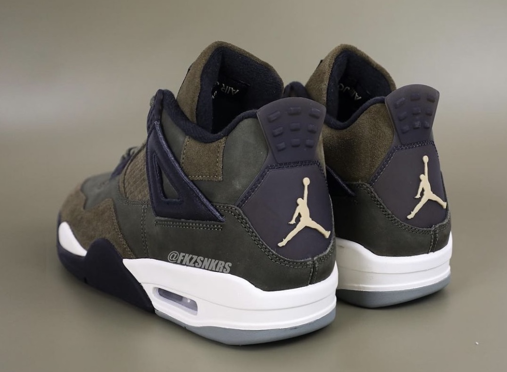 都在问的「小 UNDFTD」AJ4！终于见到实物了！ 球鞋资讯 FLIGHTCLUB中文站|SNEAKER球鞋资讯第一站