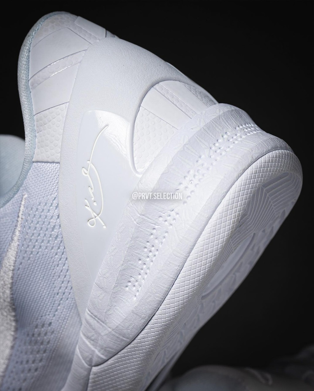 Kobe 8 发售信息更新！最新实物亮相！ 球鞋资讯 FLIGHTCLUB中文站|SNEAKER球鞋资讯第一站