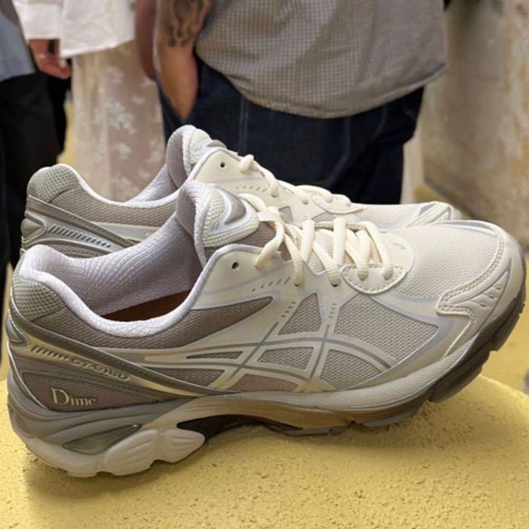 今年这种鞋都挺火！新联名看完就种草了！ 球鞋资讯 FLIGHTCLUB中文站|SNEAKER球鞋资讯第一站