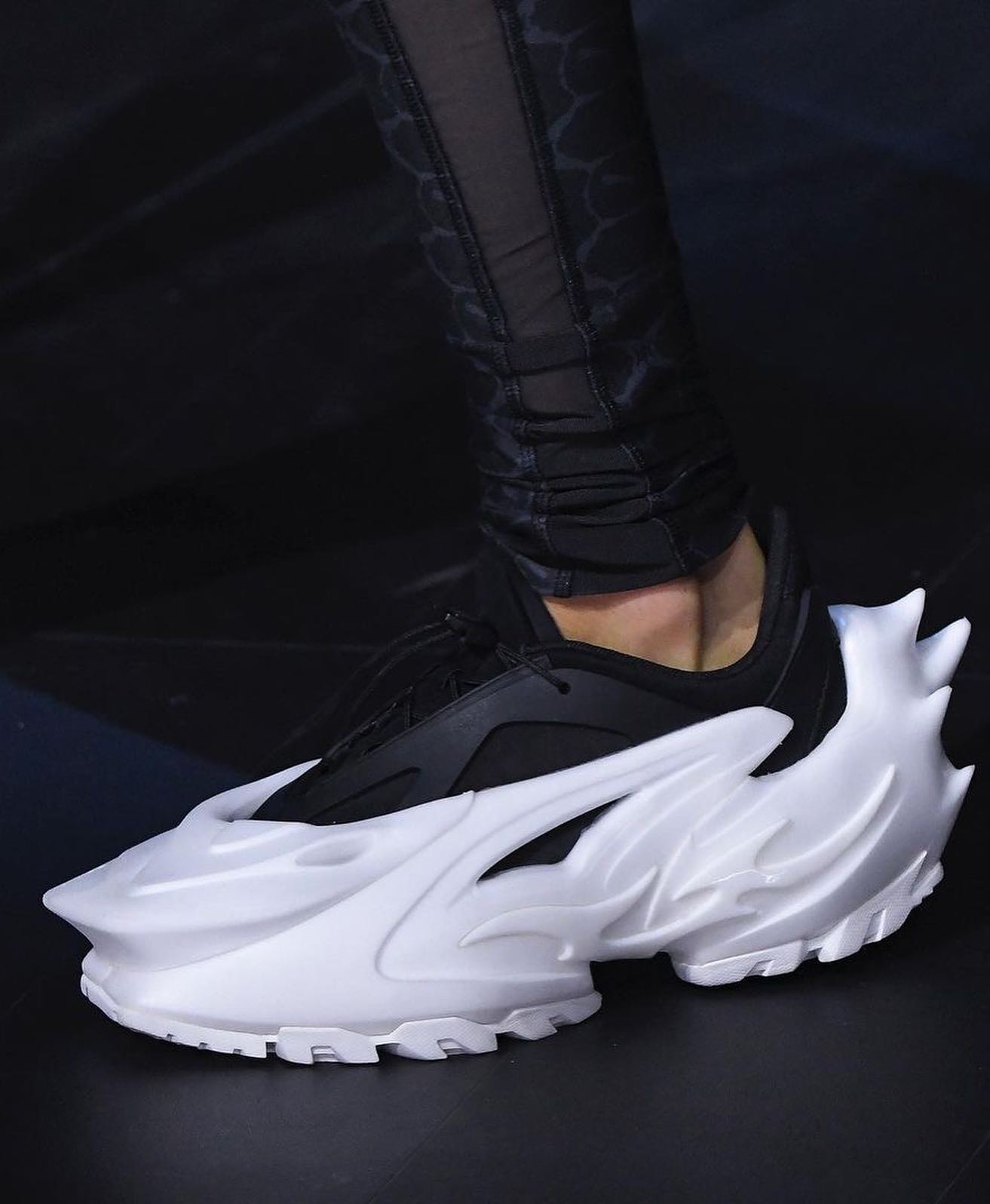 PUMA 秀场新鞋曝光！这造型确实没见过！ 球鞋资讯 FLIGHTCLUB中文站|SNEAKER球鞋资讯第一站