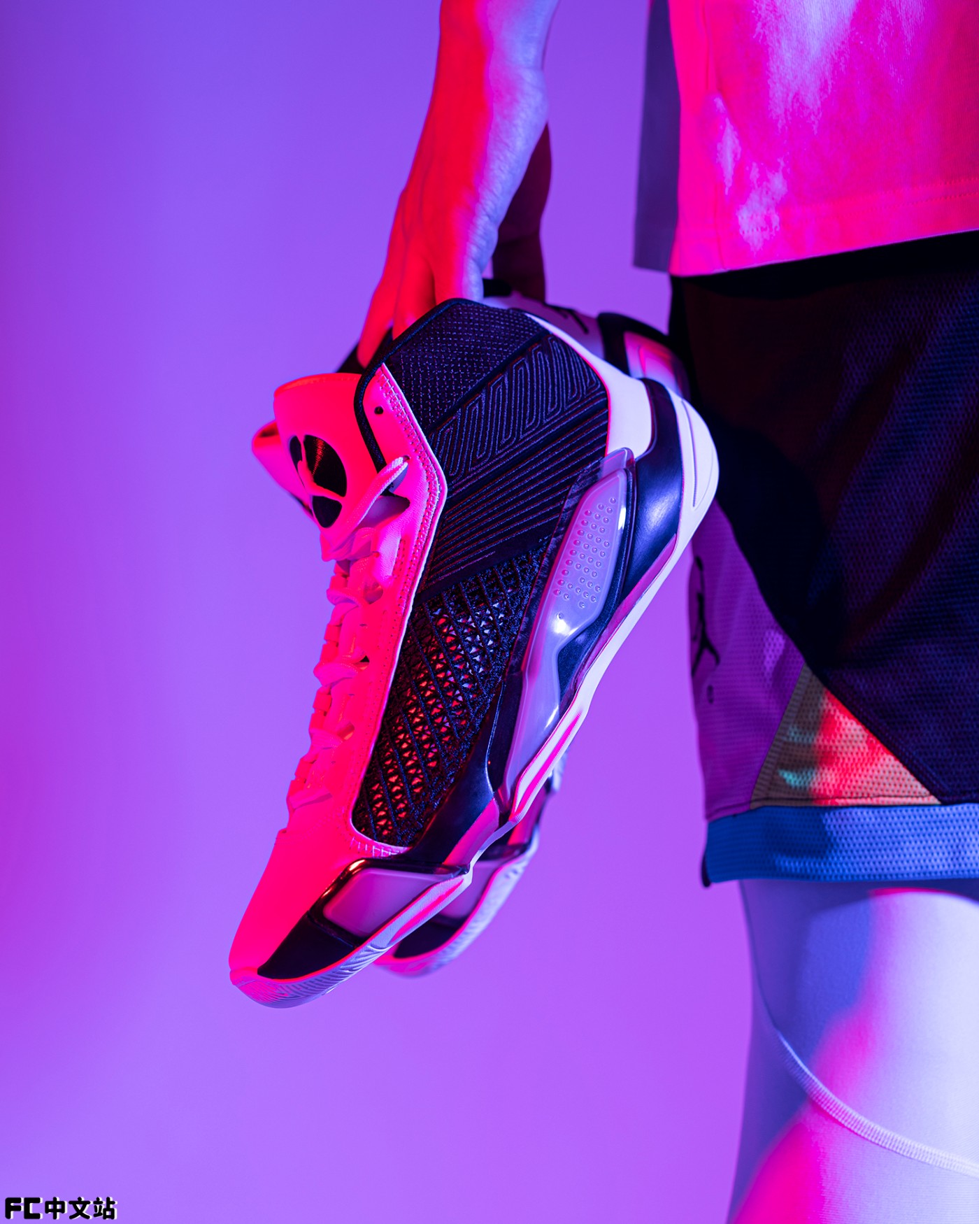 远超预期！AJ38 开箱上脚！除「全新双缓震」，还藏着这么多狠活儿！ 球鞋资讯 FLIGHTCLUB中文站|SNEAKER球鞋资讯第一站