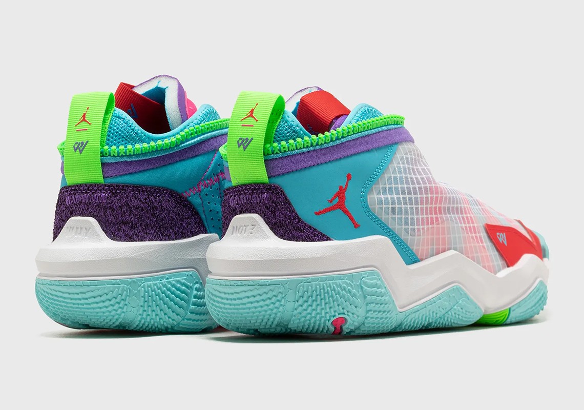 超醒目炫彩设计！全新配色 Why Not .6 今年登场！ 球鞋资讯 FLIGHTCLUB中文站|SNEAKER球鞋资讯第一站