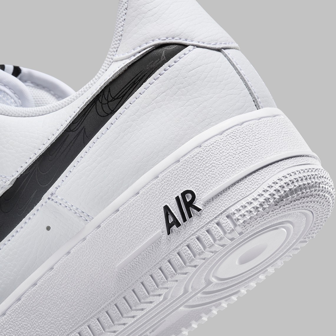 这钩子设计没见过！全新 Nike Air Force 1 官图曝光！ 球鞋资讯 FLIGHTCLUB中文站|SNEAKER球鞋资讯第一站