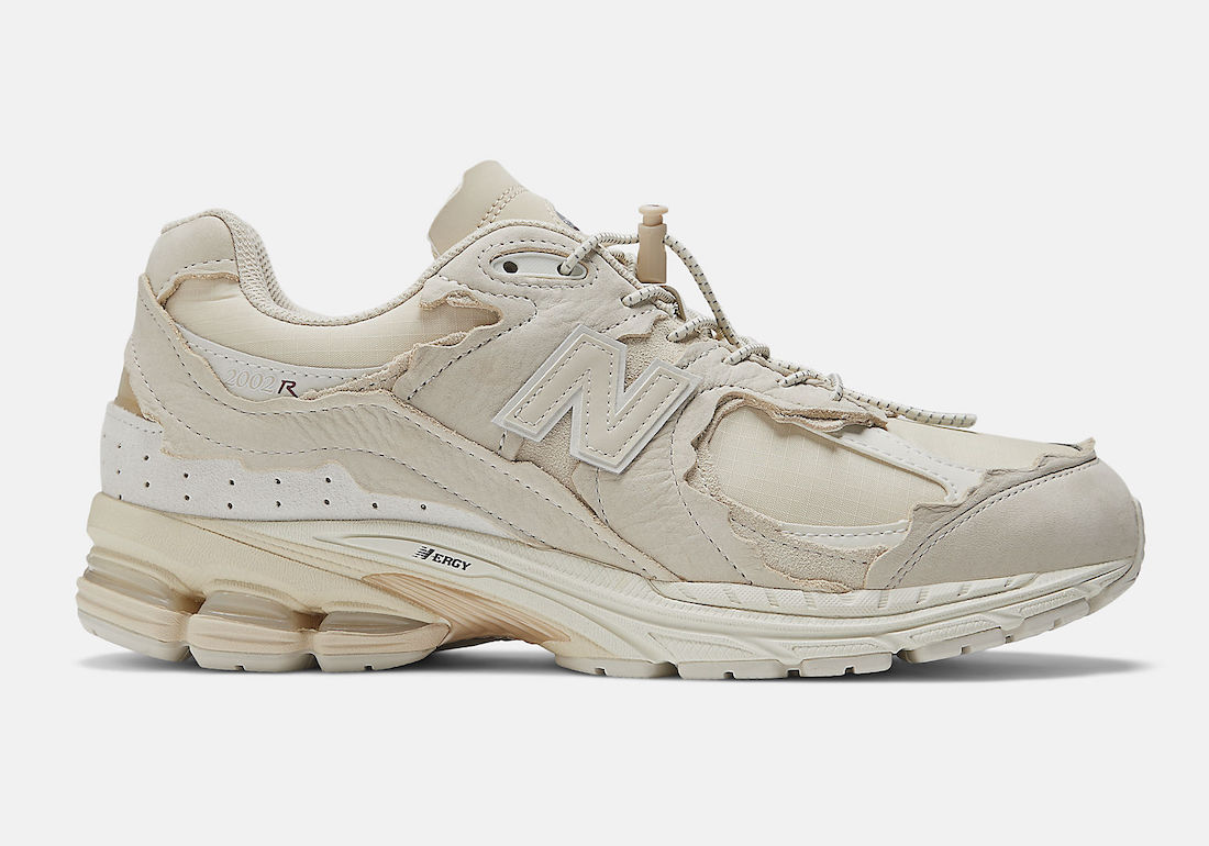 次次市价都不低！全新「破坏版」NB2002R 实物图曝光！ 球鞋资讯 FLIGHTCLUB中文站|SNEAKER球鞋资讯第一站