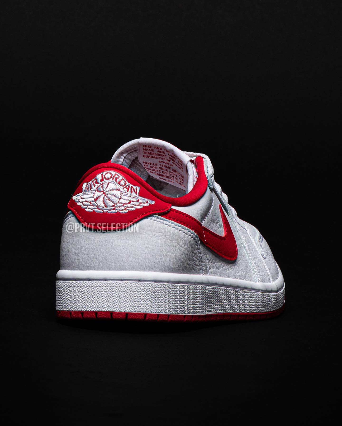 经典元年装扮！这双 AJ1 发售日期终于有了！ 球鞋资讯 FLIGHTCLUB中文站|SNEAKER球鞋资讯第一站