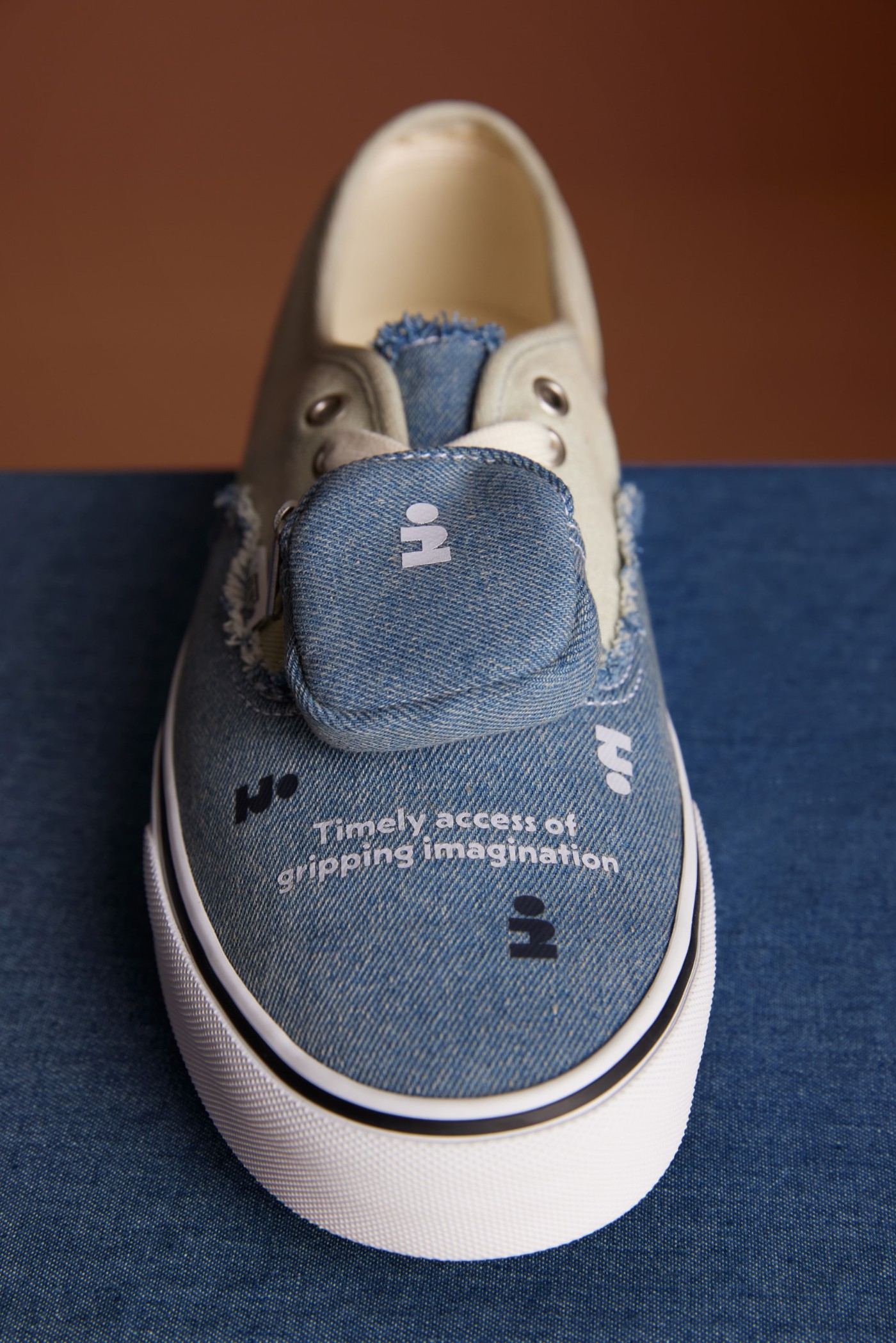 细节不一般！Vans 全新「夏日海滩联名」太清爽了！ 球鞋资讯 FLIGHTCLUB中文站|SNEAKER球鞋资讯第一站