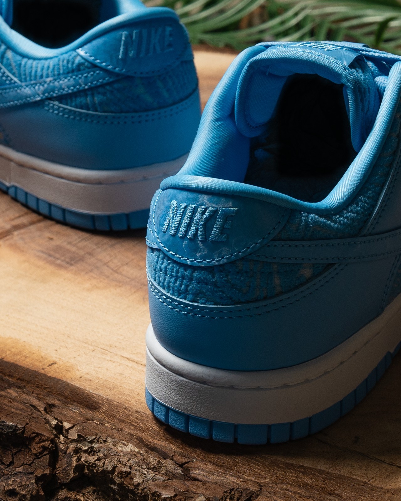 特殊面料加持！全新配色 Dunk Low 太吸睛！ 球鞋资讯 FLIGHTCLUB中文站|SNEAKER球鞋资讯第一站