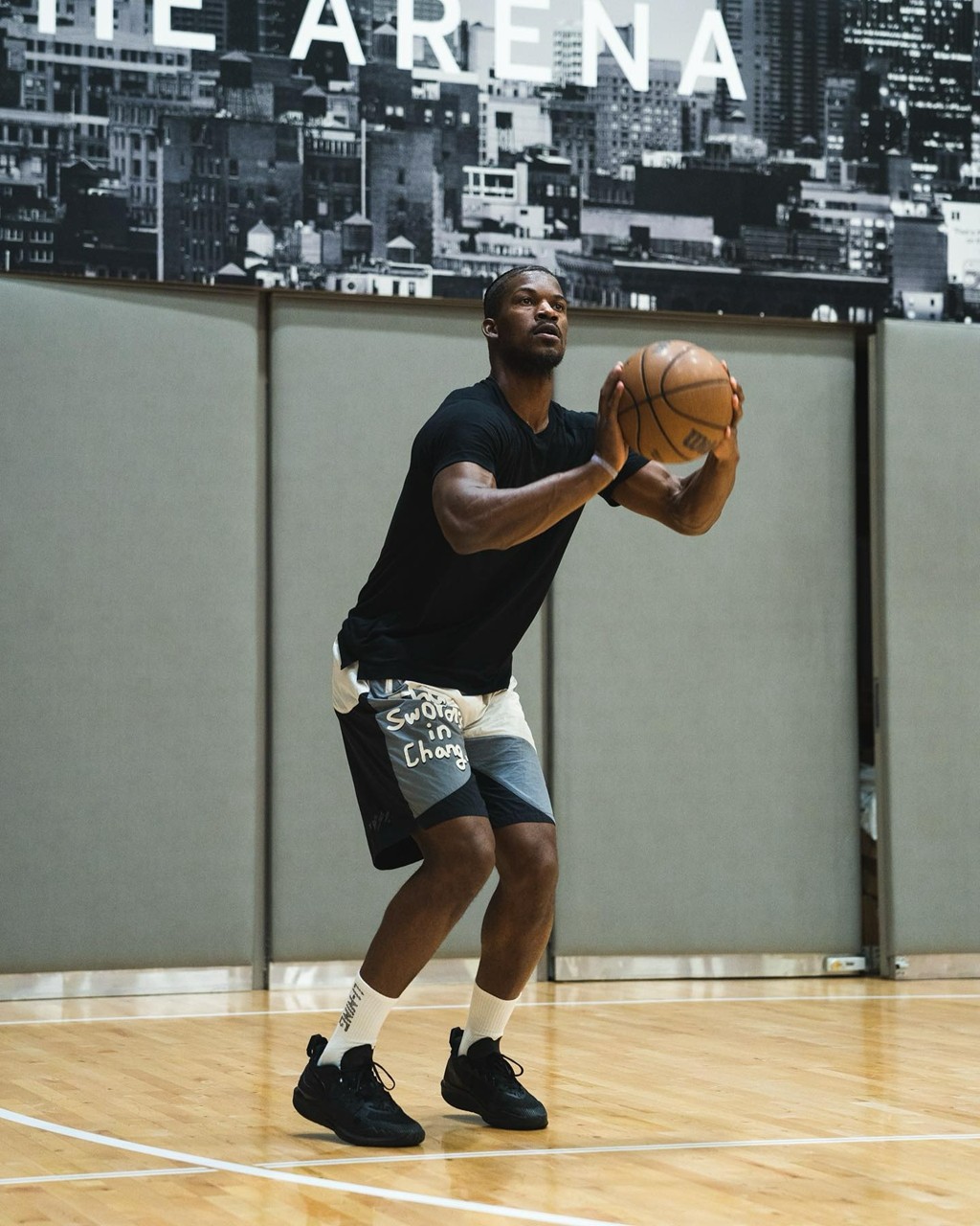 巴特勒亲穿曝光！李宁 JB2 原来长这样！ 球鞋资讯 FLIGHTCLUB中文站|SNEAKER球鞋资讯第一站