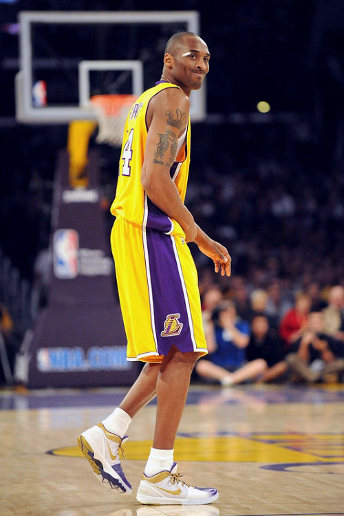 Nike Kobe 4 发售计划泄露！十几双元年配色，哪双是你的必入款？ 球鞋资讯 FLIGHTCLUB中文站|SNEAKER球鞋资讯第一站