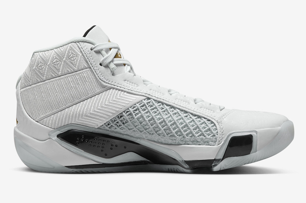 AJ38 也有金砖配色！发售日期刚刚确定！ 球鞋资讯 FLIGHTCLUB中文站|SNEAKER球鞋资讯第一站