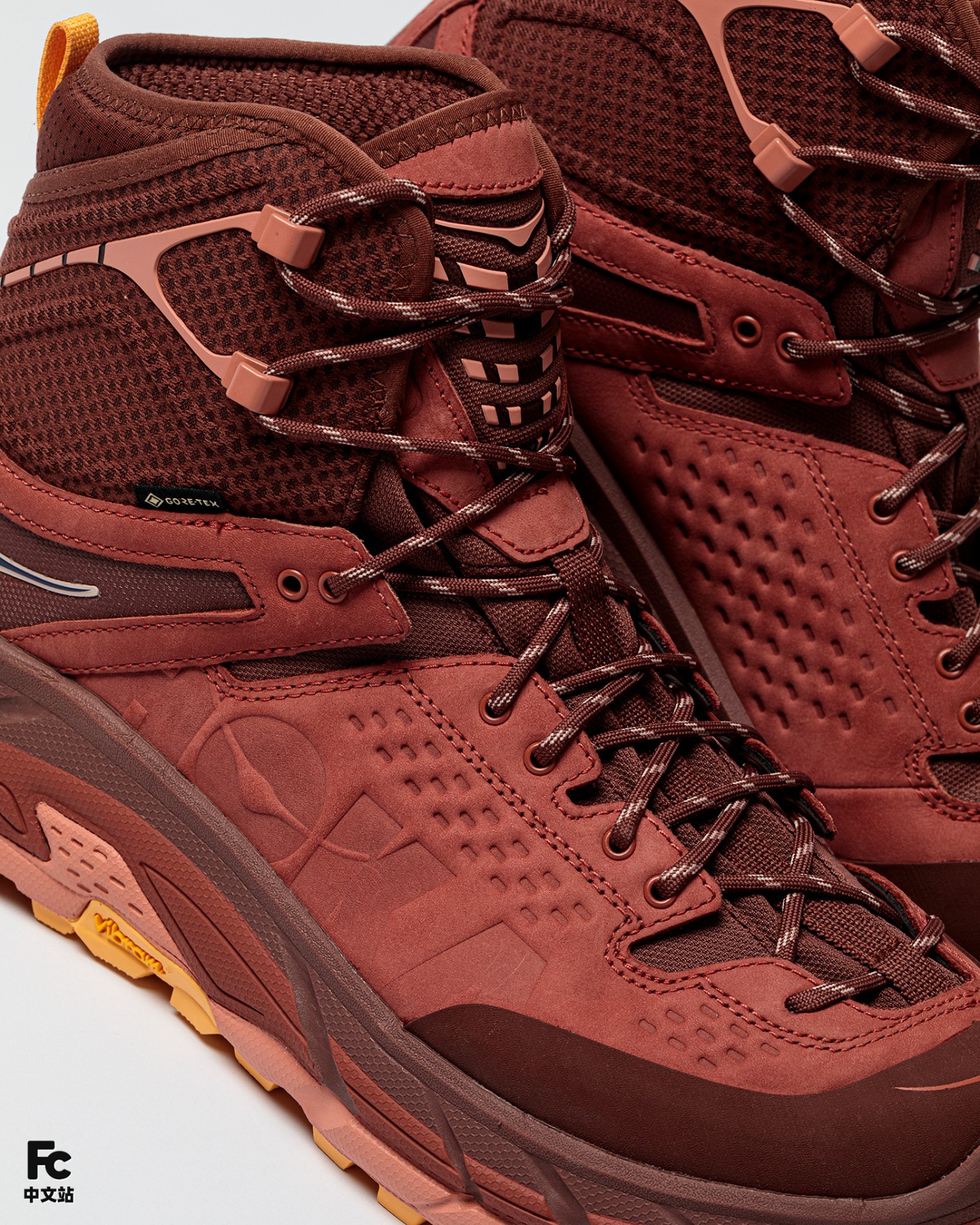 每次市价都不低！HOKA 新配色今早登场！还有小姐姐上脚！ 球鞋资讯 FLIGHTCLUB中文站|SNEAKER球鞋资讯第一站