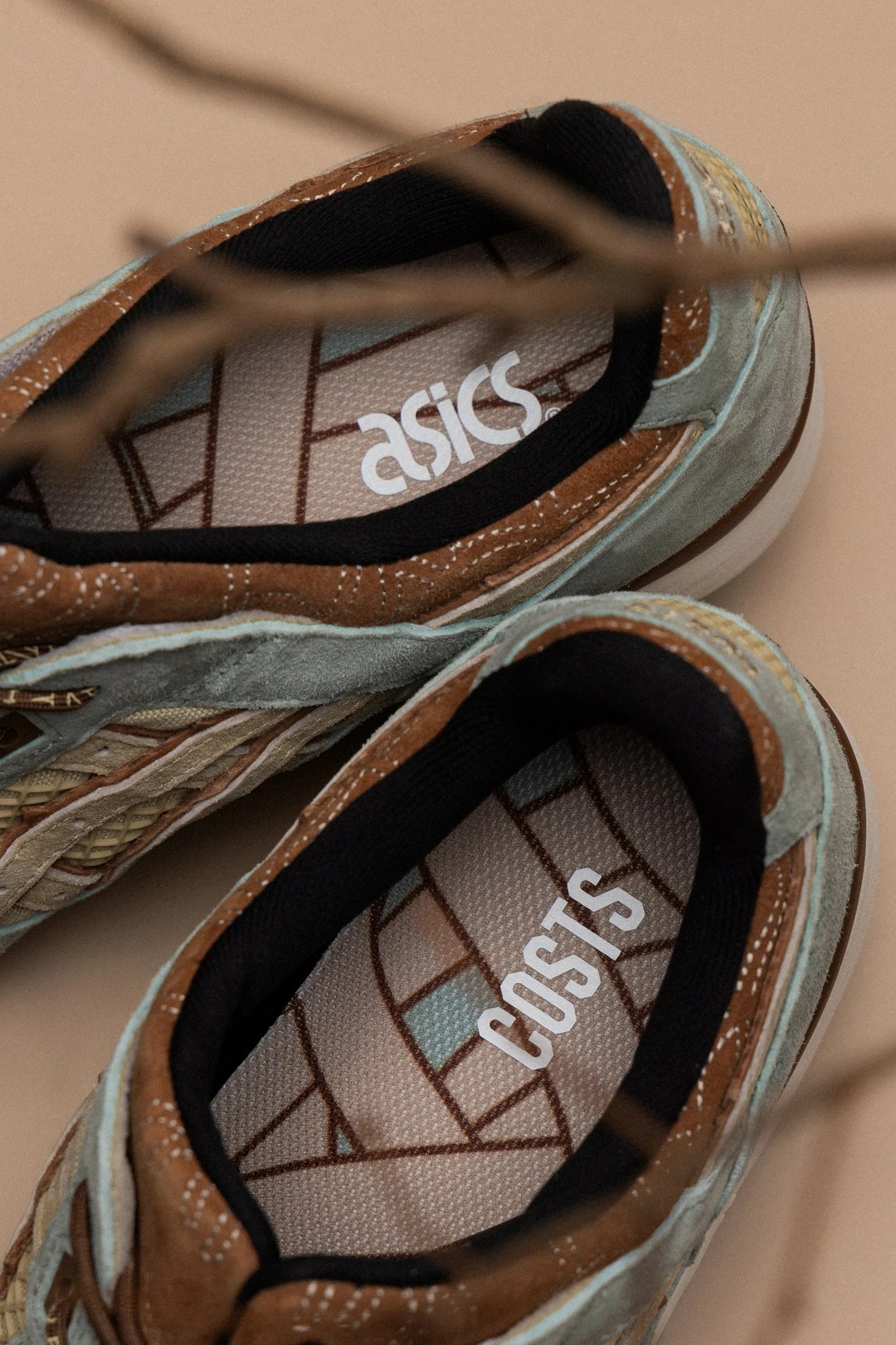 ASICS 最新中国店铺联名鞋！实物美图在线种草！ 球鞋资讯 FLIGHTCLUB中文站|SNEAKER球鞋资讯第一站