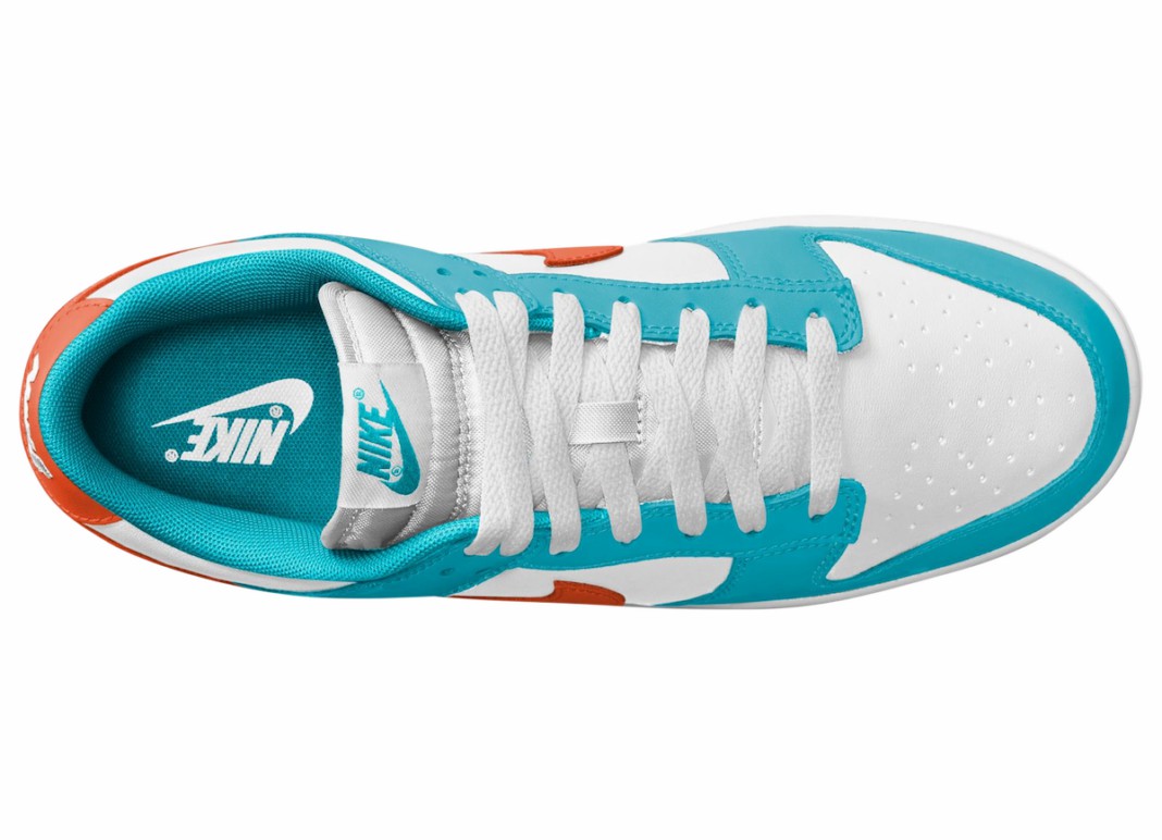 夏季百搭 +1！全新球队配色 Dunk 曝光！ 球鞋资讯 FLIGHTCLUB中文站|SNEAKER球鞋资讯第一站