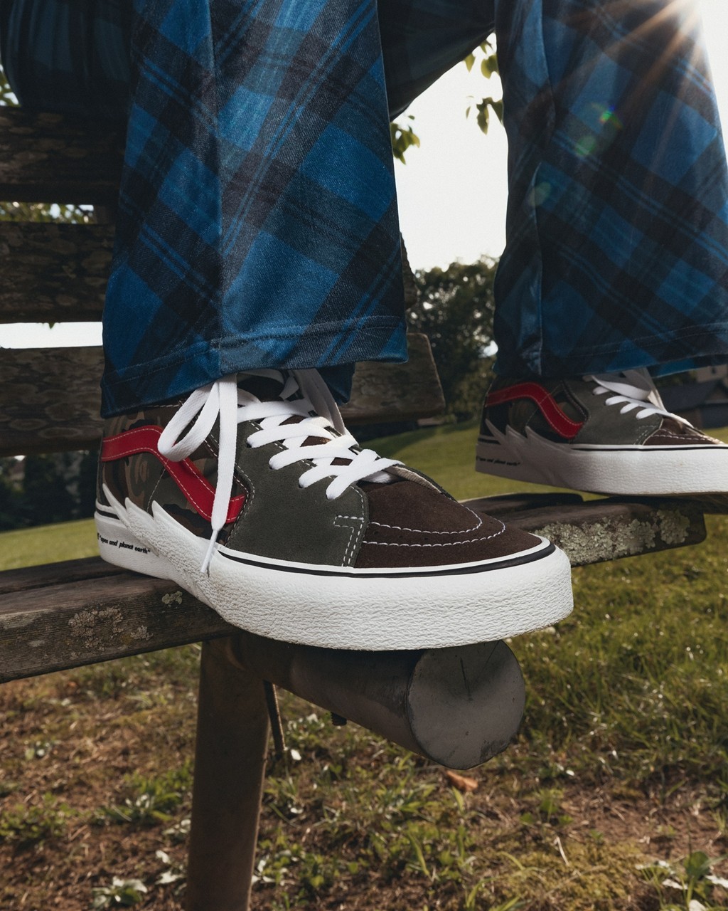 Vans × AAPE 联名系列官宣！国内现已登场！ 球鞋资讯 FLIGHTCLUB中文站|SNEAKER球鞋资讯第一站