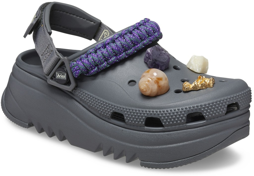 Crocs 新联名官宣！国区现已正式登场！ 球鞋资讯 FLIGHTCLUB中文站|SNEAKER球鞋资讯第一站