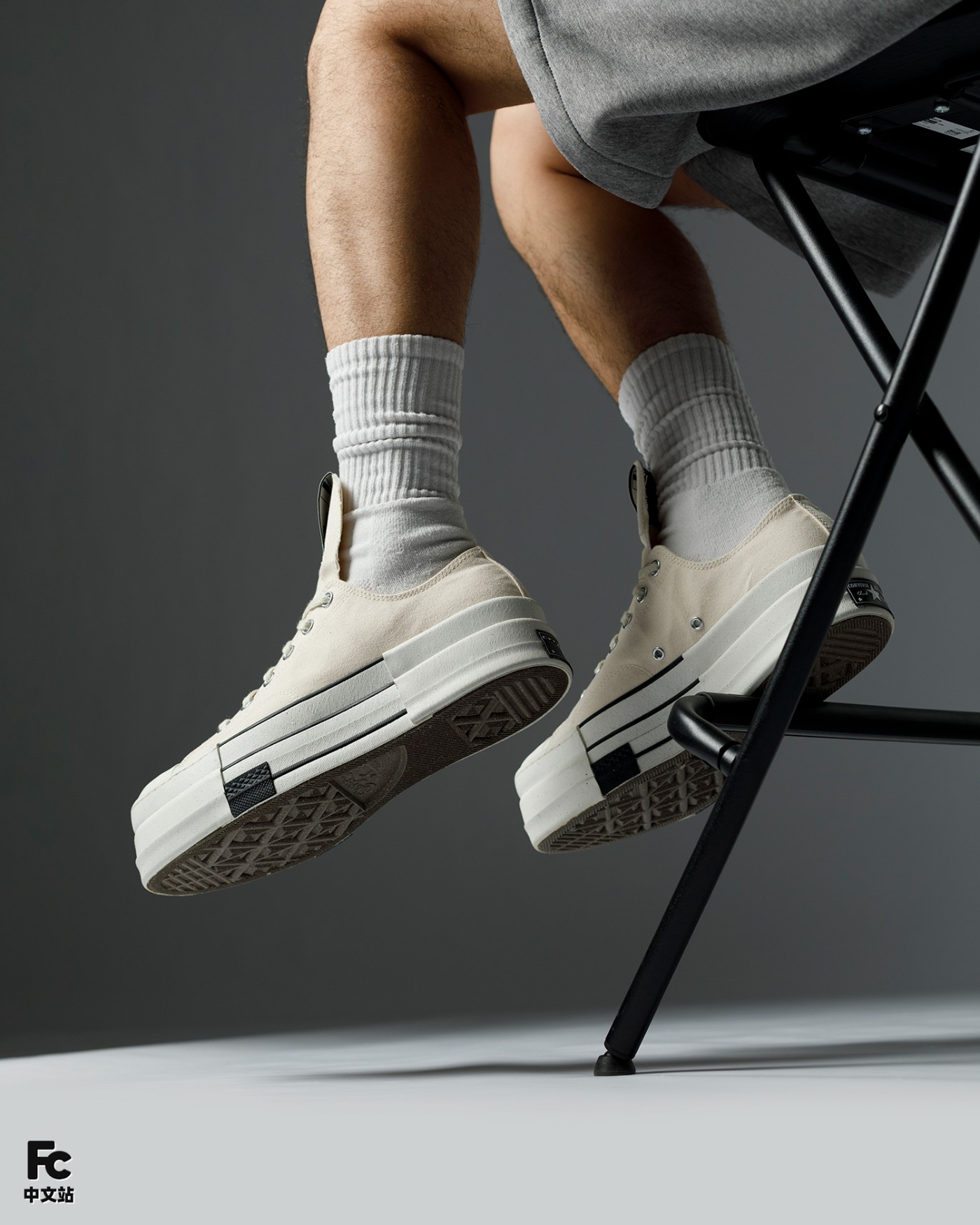 你们都想要的那个设计，终于被 RO x 匡威新联名实现了！ 球鞋资讯 FLIGHTCLUB中文站|SNEAKER球鞋资讯第一站